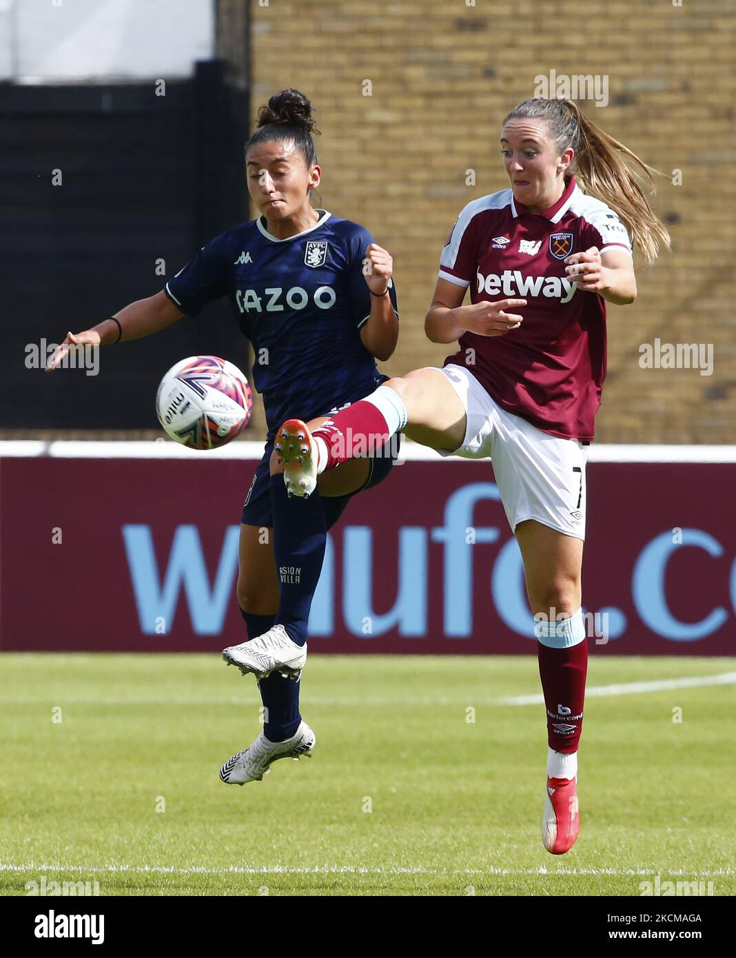 Maz evans hi-res stock photography and images - Alamy