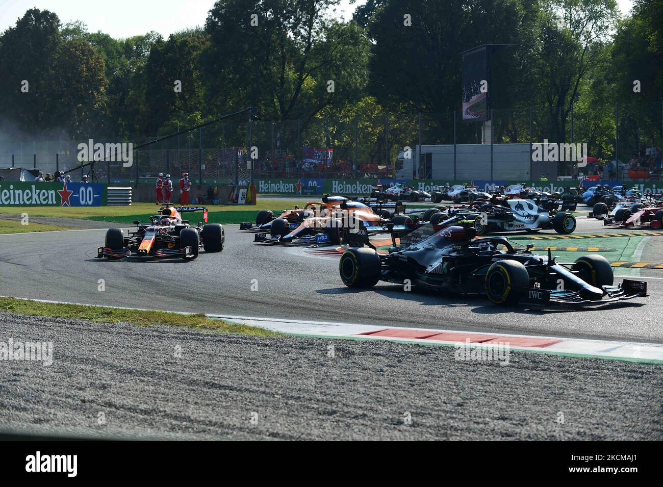 Formula 1 monza start hi-res stock photography and images - Alamy