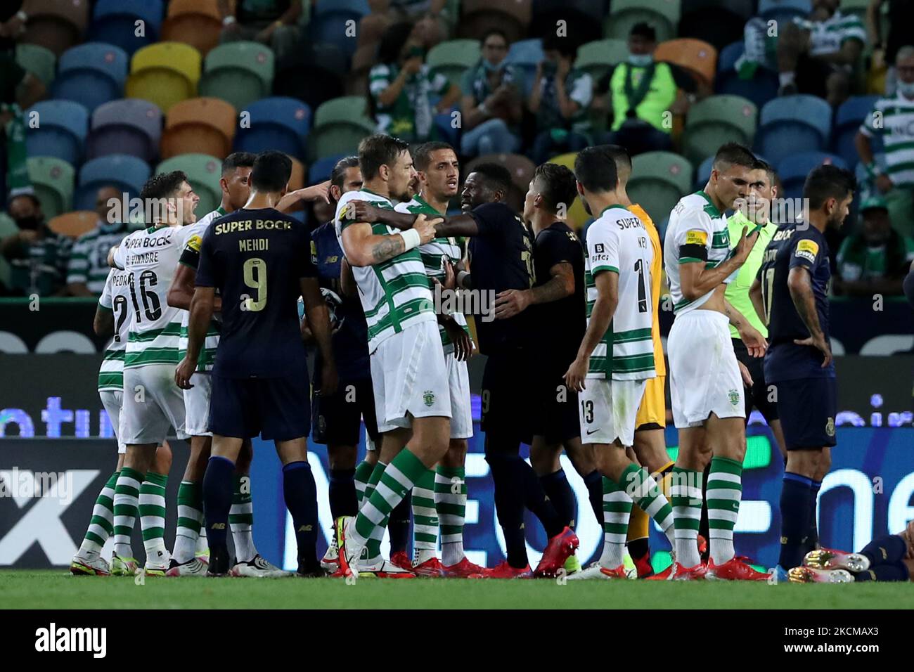 Portos players hi-res stock photography and images - Alamy