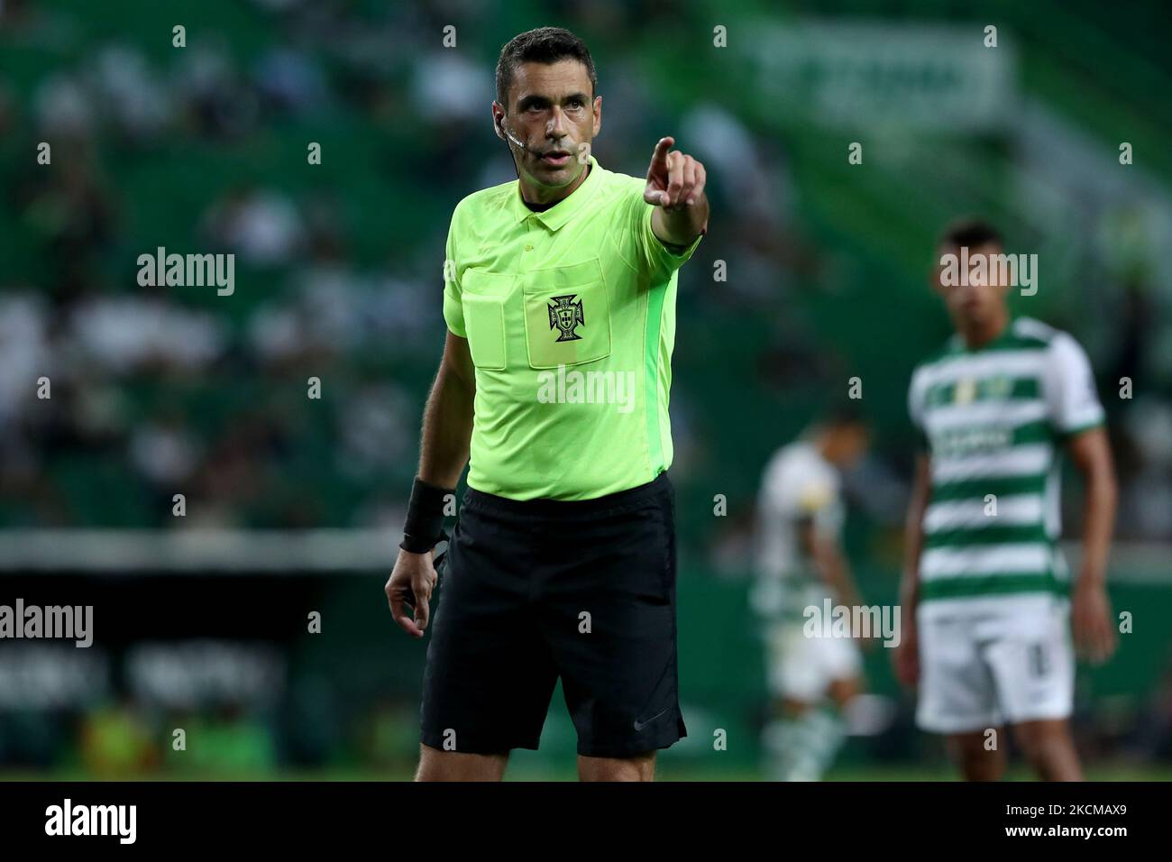 Referee nuno almeida hi-res stock photography and images - Alamy