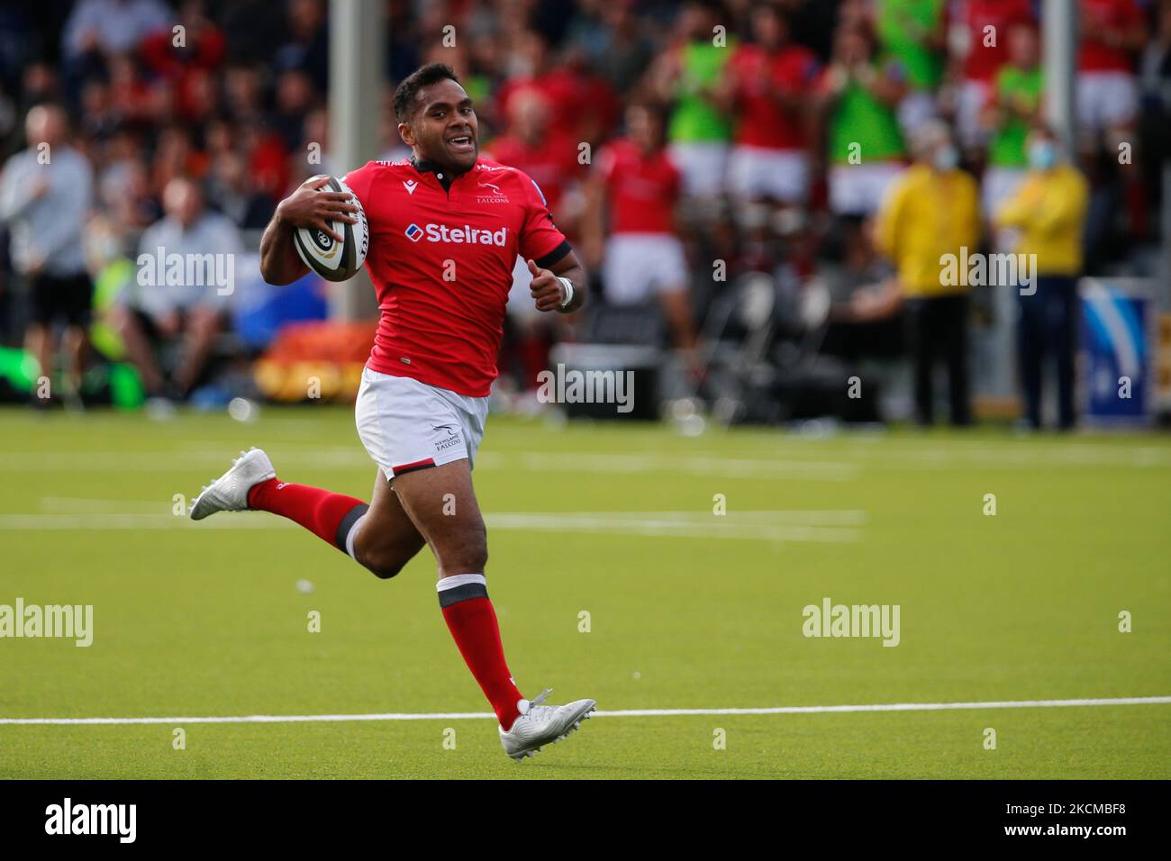 George wacokecoke of newcastle falcons hi-res stock photography and ...