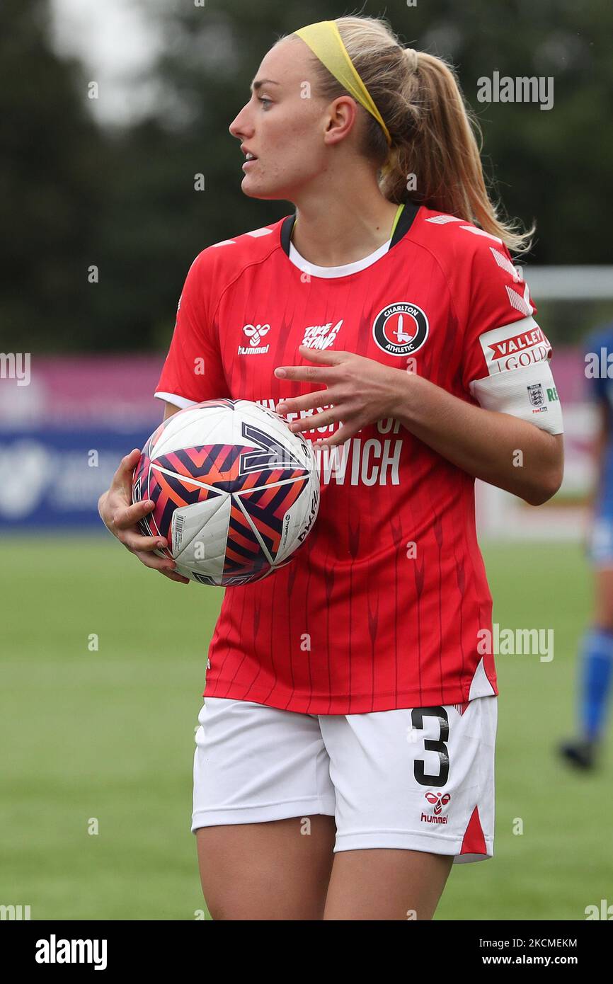 Rachel newborough football hi-res stock photography and images - Alamy