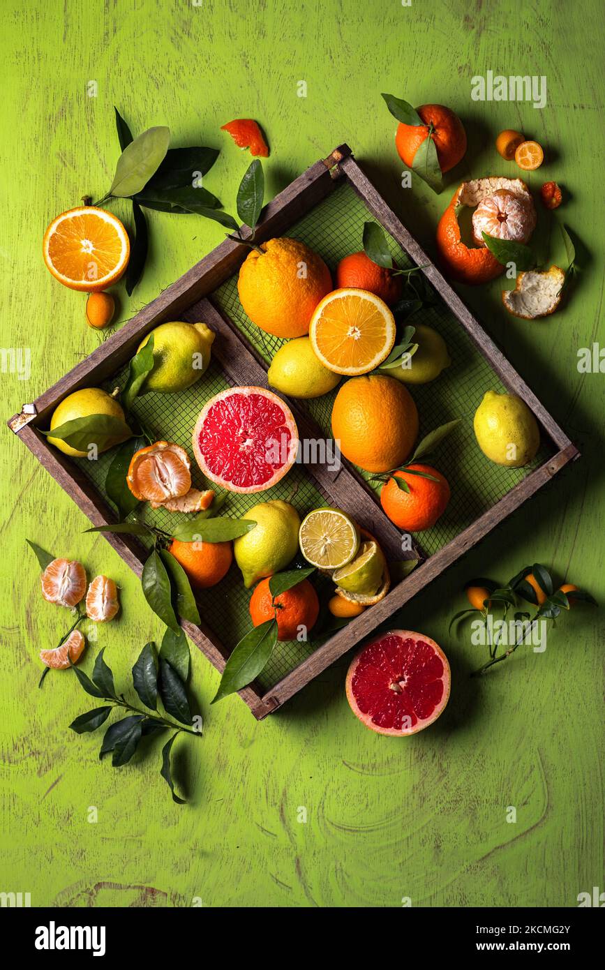 Citrus fruits assortment Stock Photo - Alamy