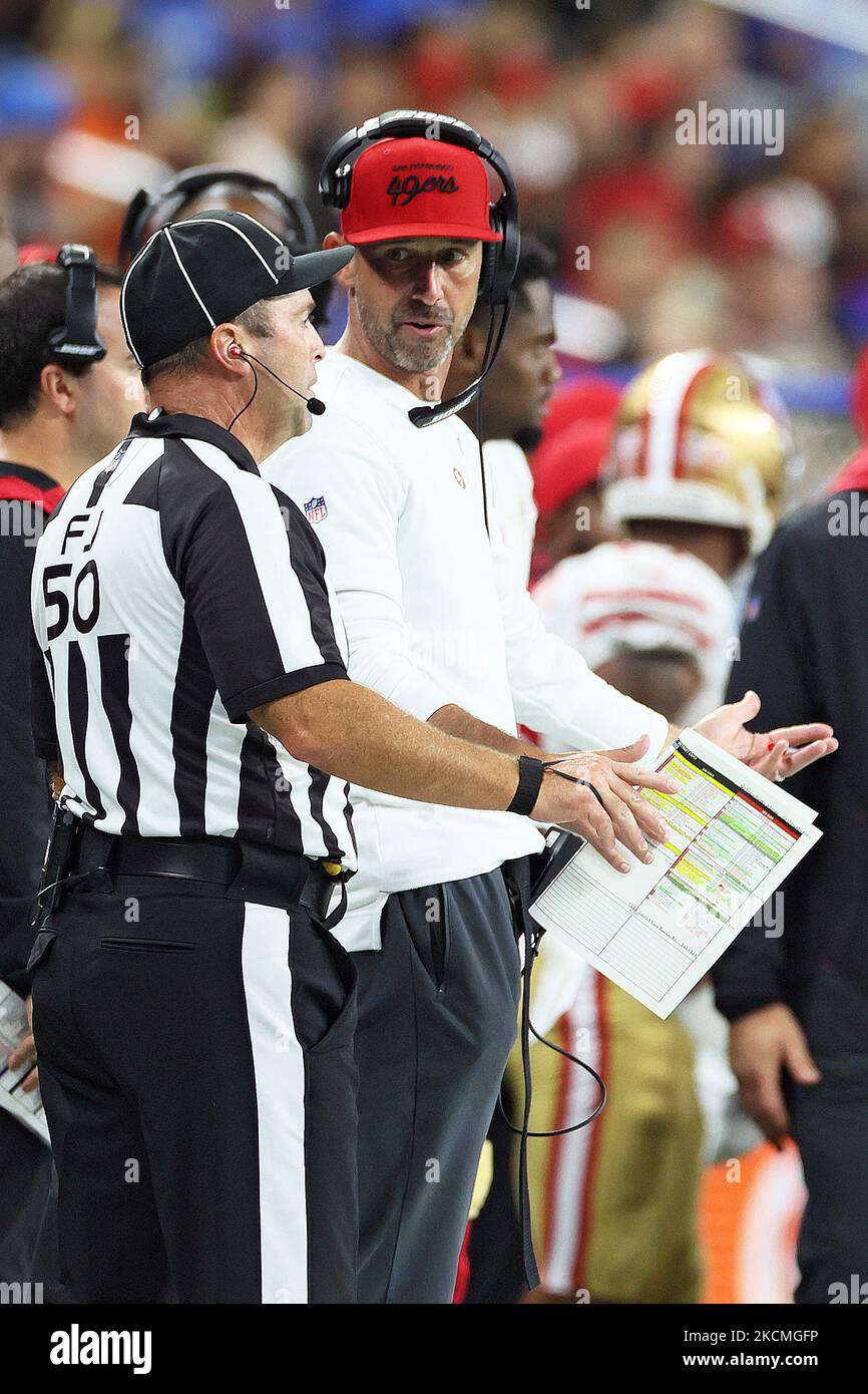 Field judge aaron santi hi-res stock photography and images - Alamy