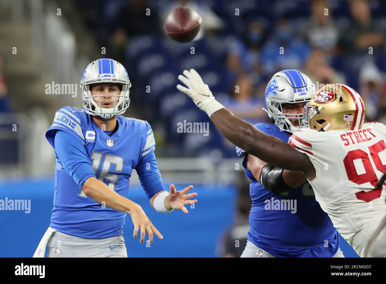 Jared goff detroit hi-res stock photography and images - Alamy