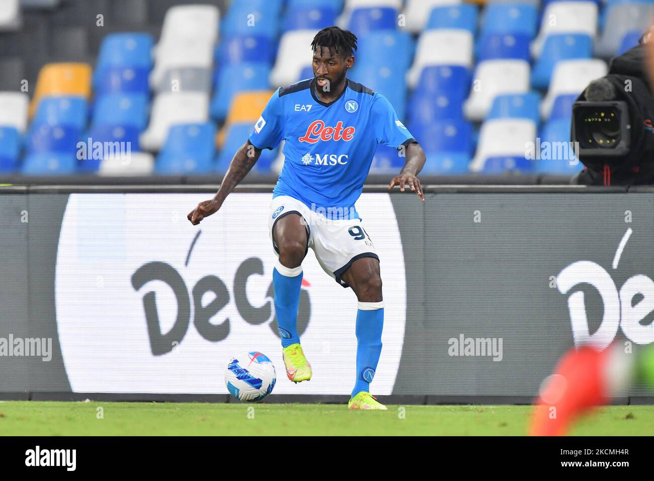 Midfielder andre anguissa hi-res stock photography and images - Alamy