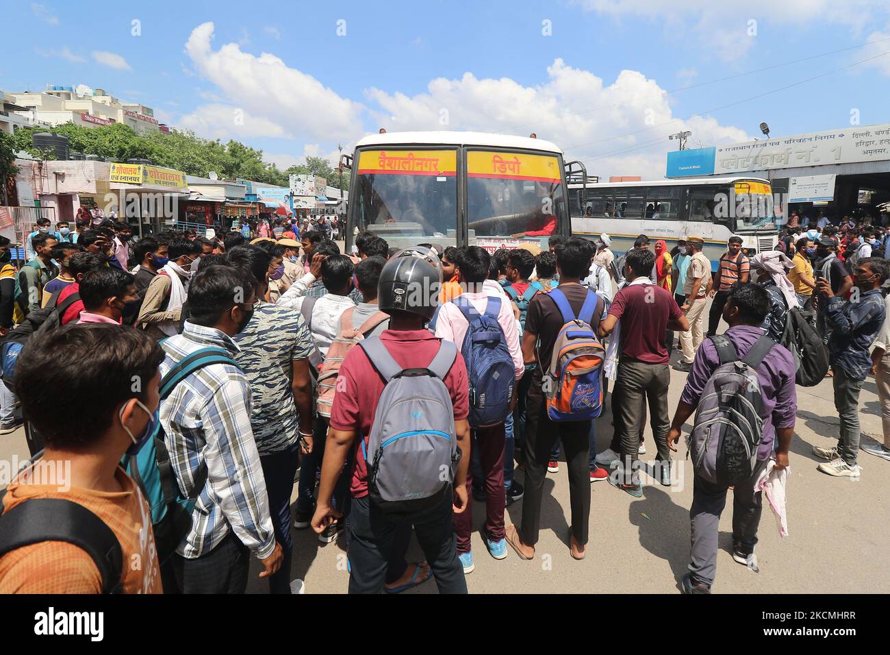 Sindhi camp hi-res stock photography and images - Alamy