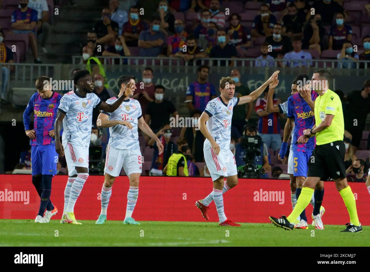 Thomas Muller of FC Bayern Munich celebrates his goal during the UEFA ...