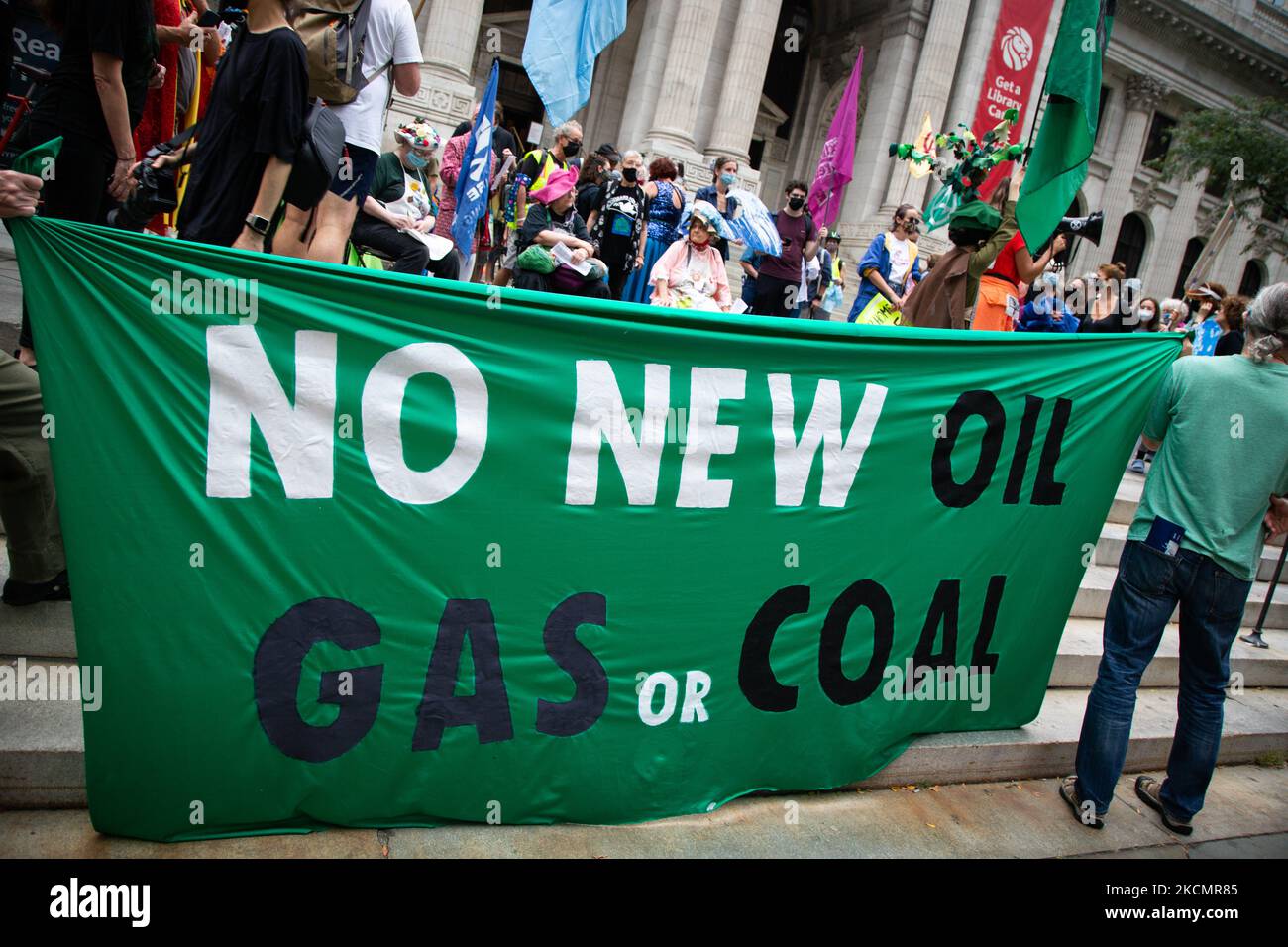 Us direct action hi-res stock photography and images - Alamy