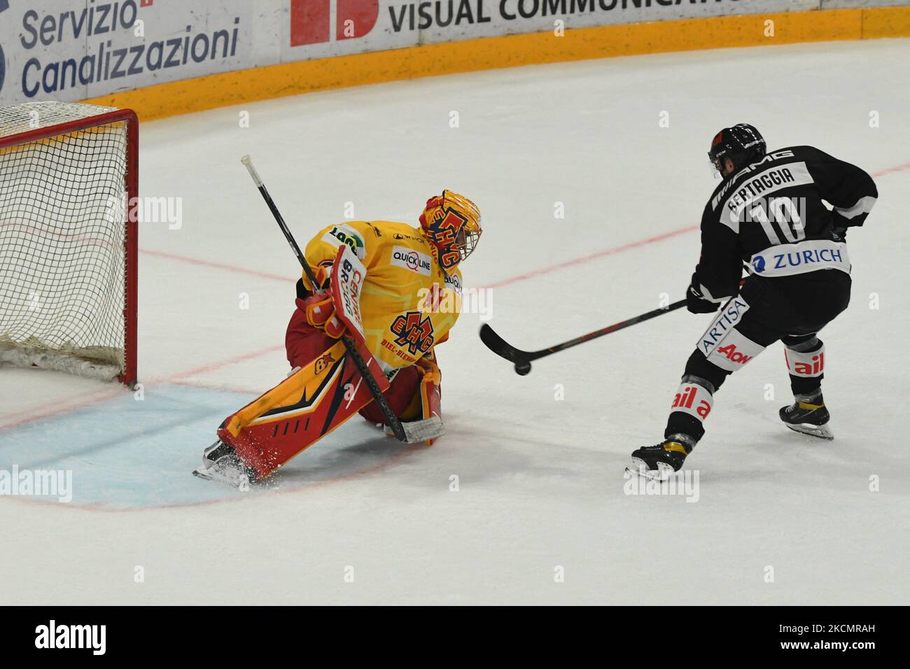 Alessio bertaggia lugano hockey hc lugano vs hi-res stock photography ...