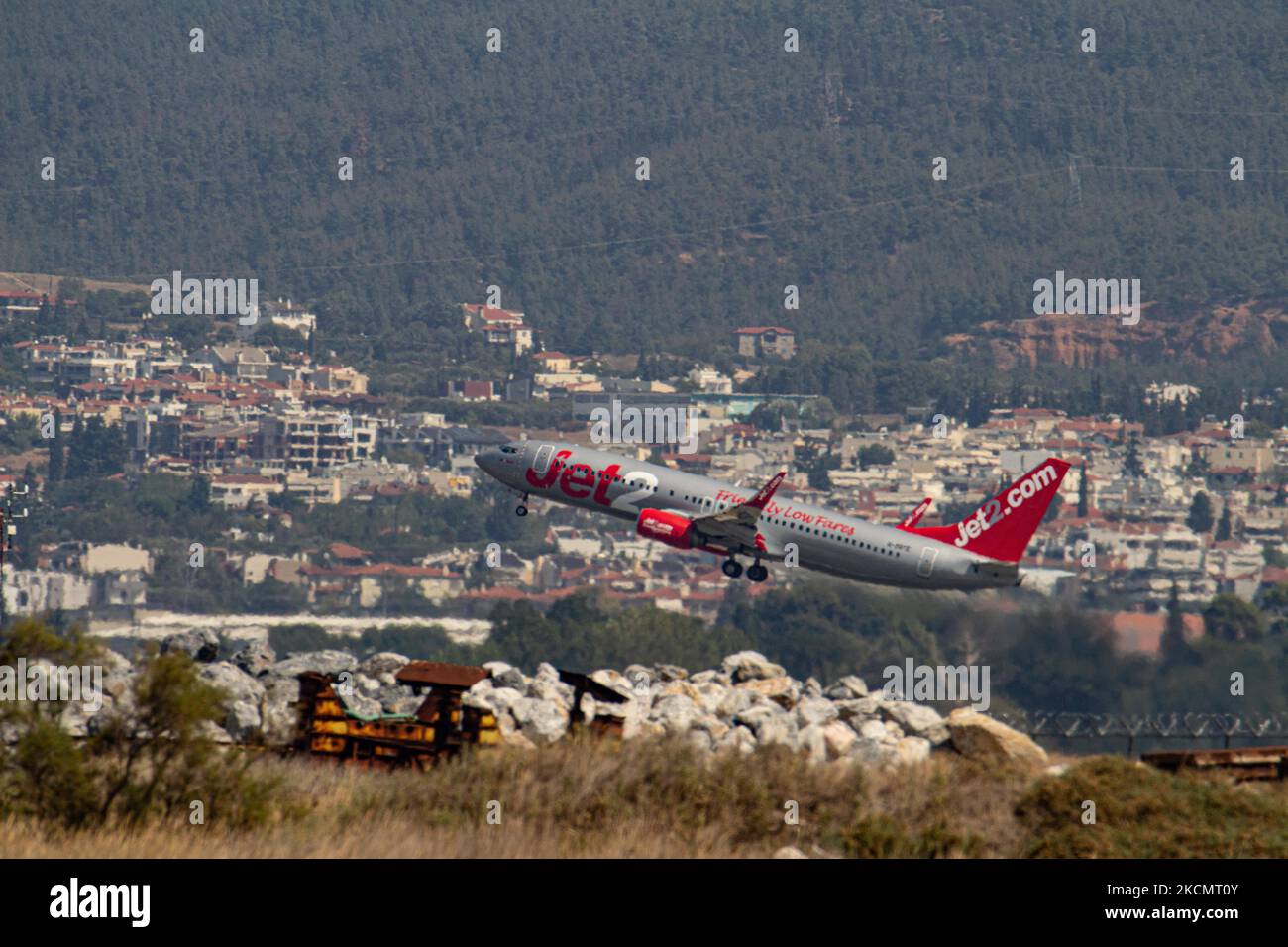 Jet2 com airlines logo hi-res stock photography and images - Alamy