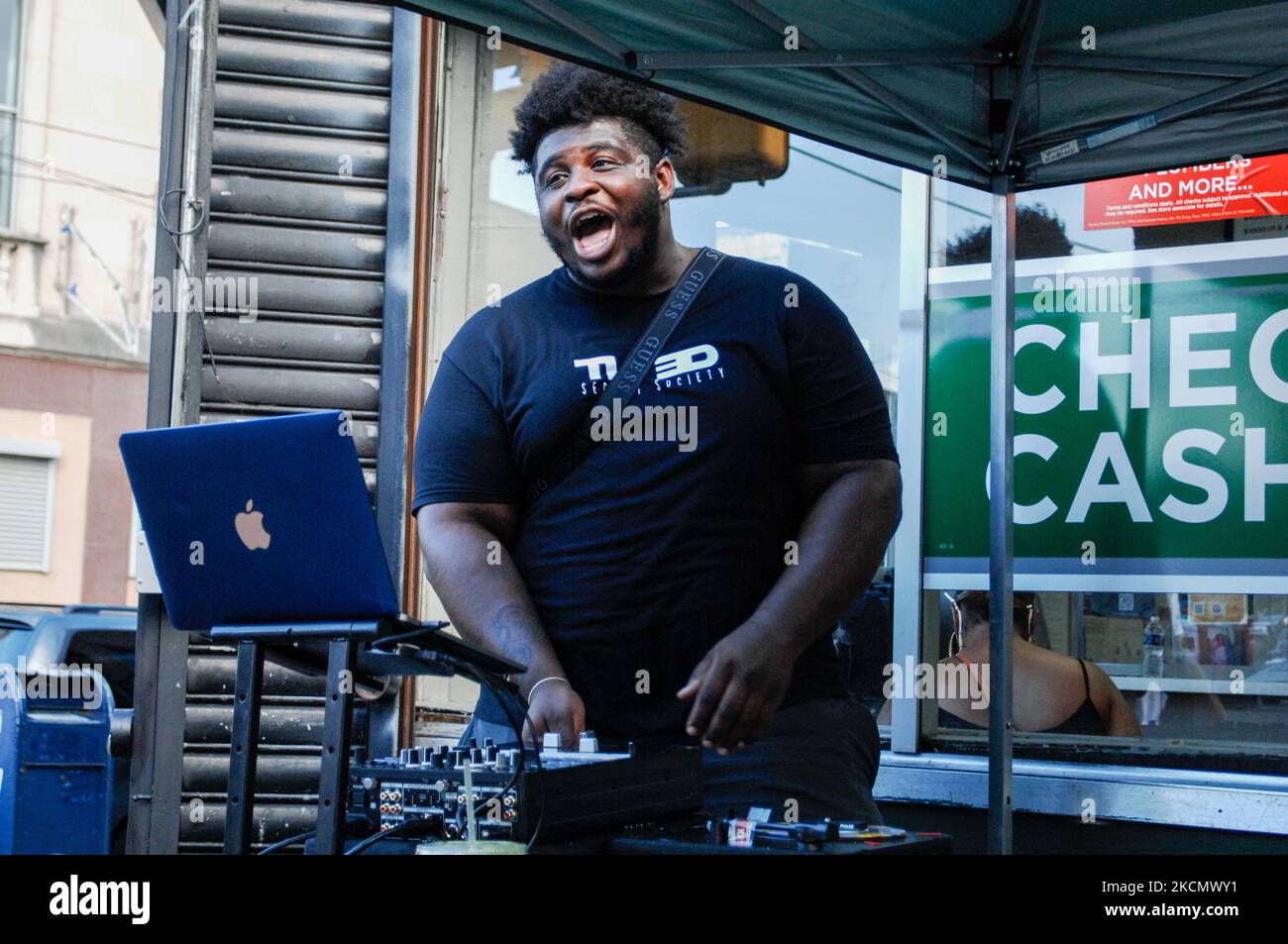 Protest dj hi-res stock photography and images - Alamy