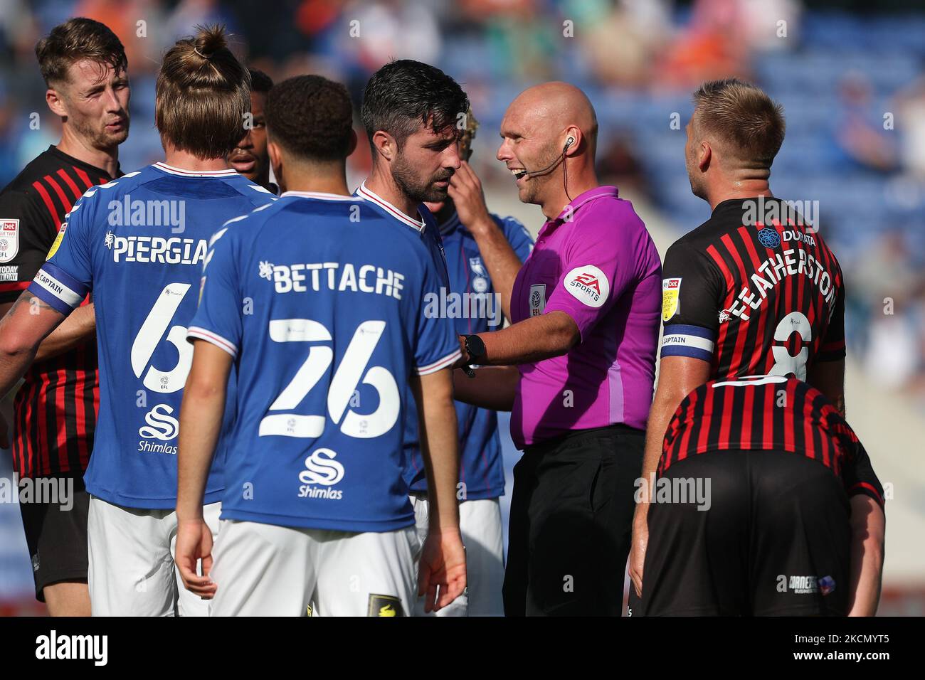 Charles breakspear referee hi-res stock photography and images - Alamy