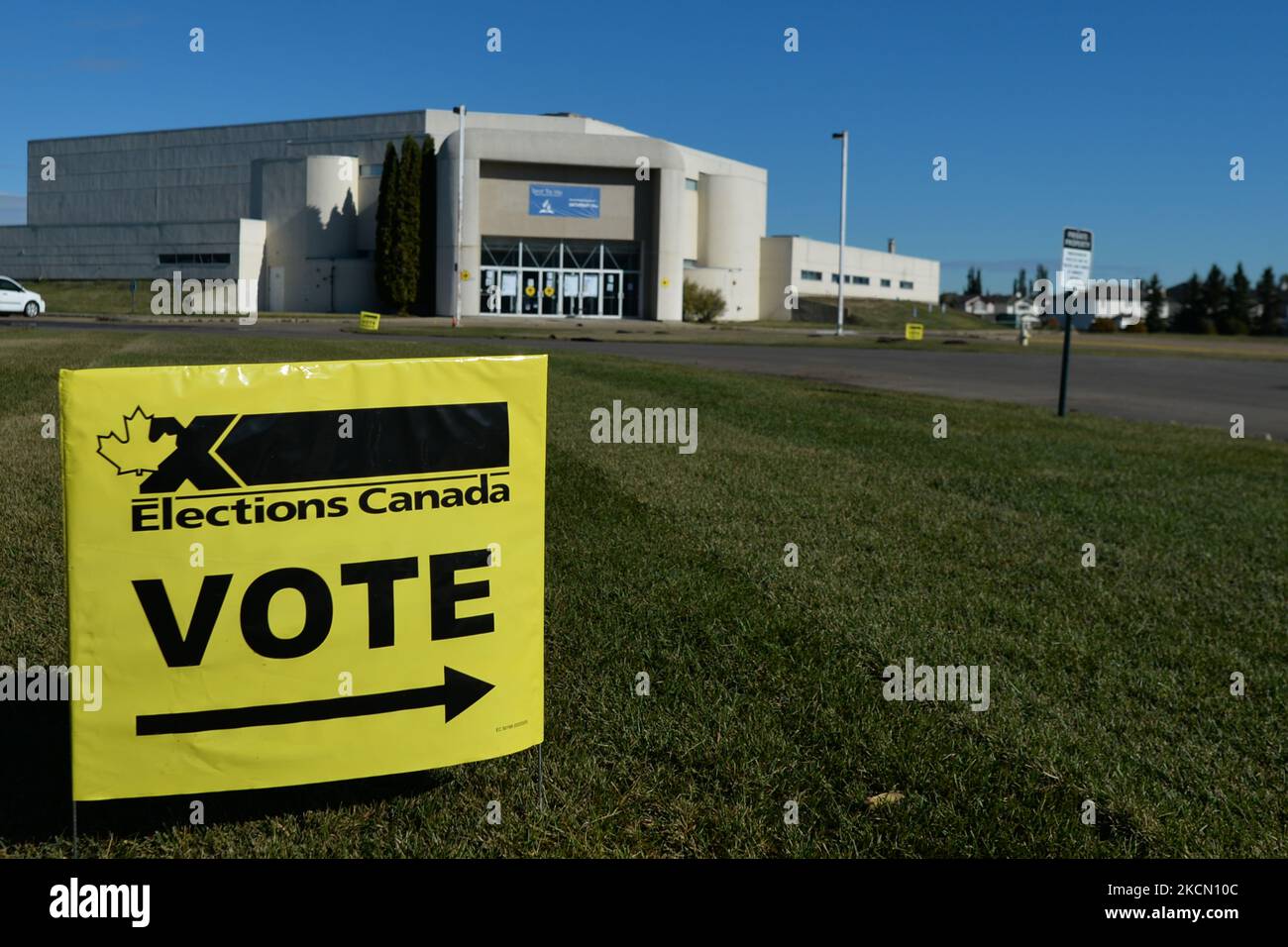 Trudeau campaign posters hi-res stock photography and images - Alamy