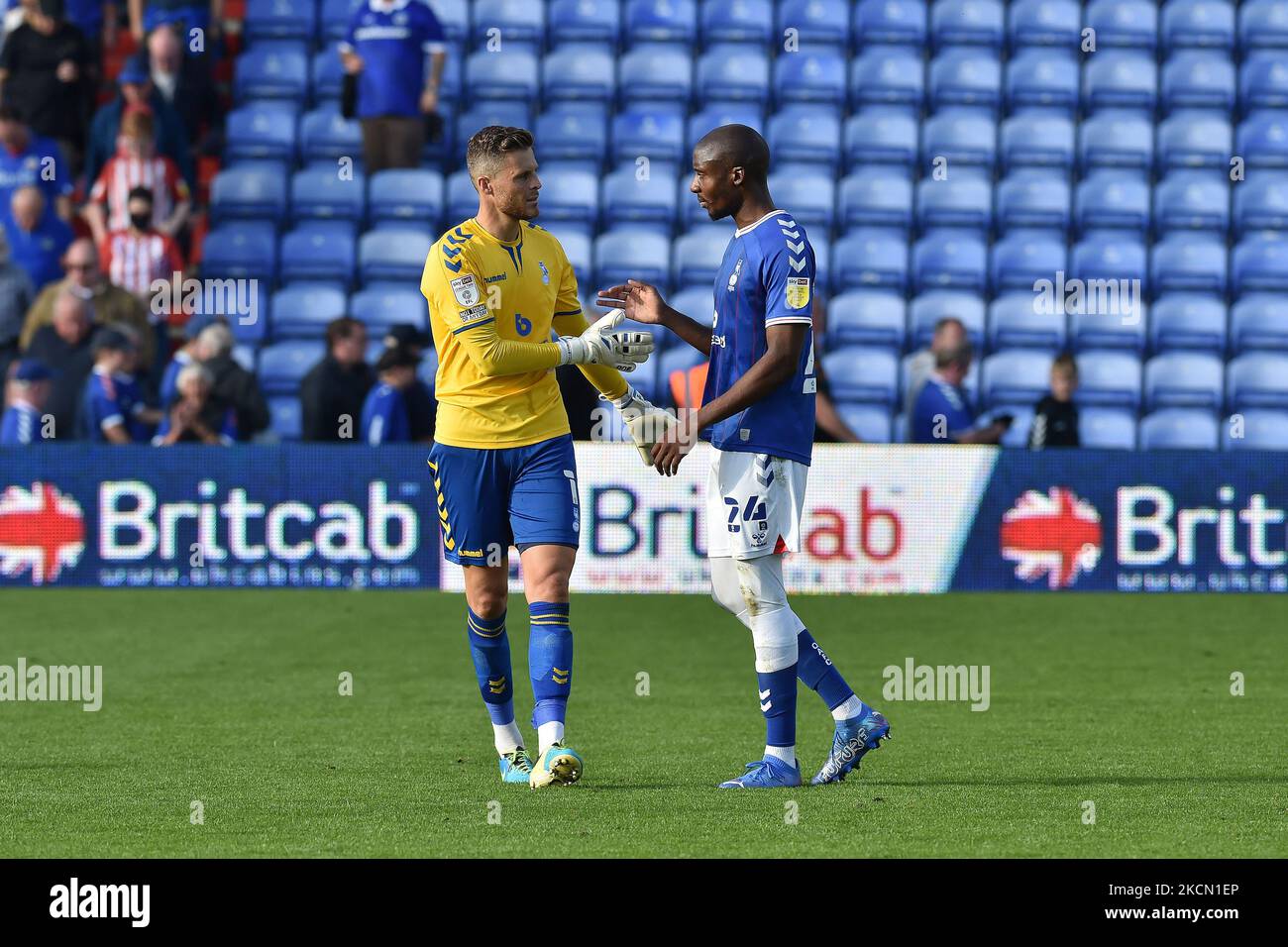 Hartlepool united goalkeeper hi-res stock photography and images - Alamy