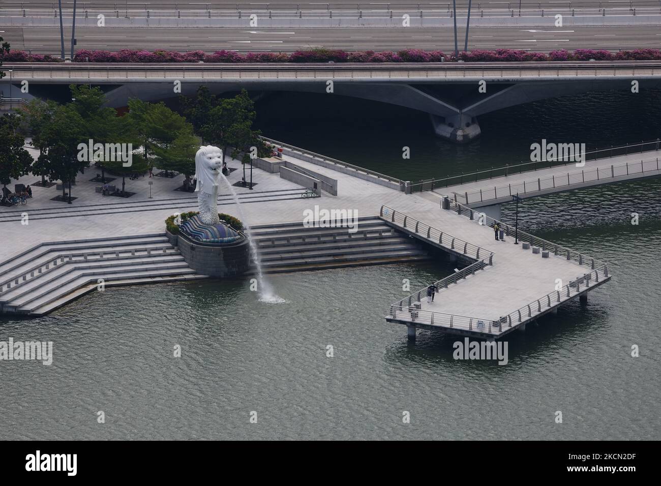 A general view of an almost empty Merlion Park on September 21, 2021 in ...