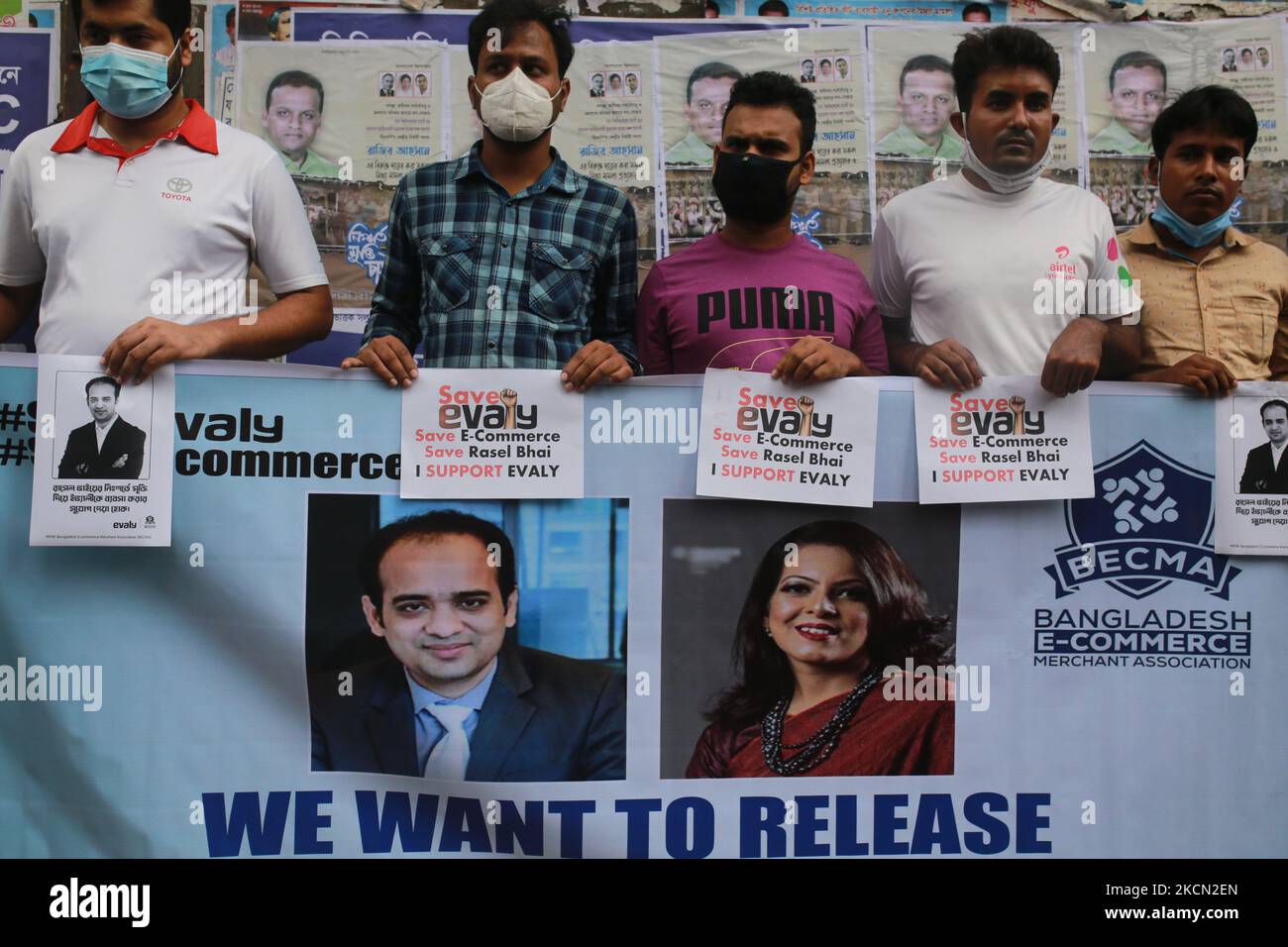 Merchants and customers form a human chain demanding the release of the ...