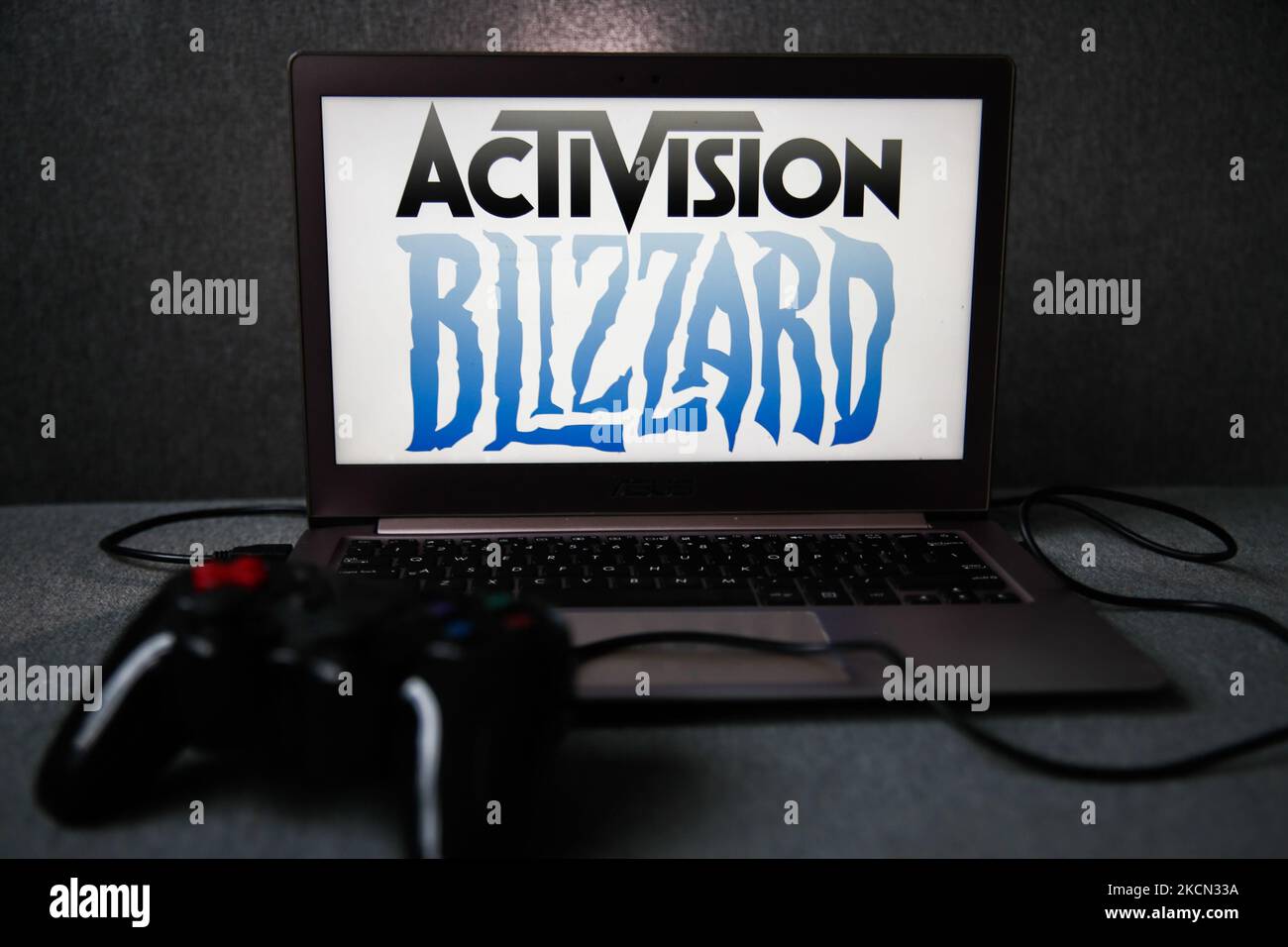 Blizzard logo hi-res stock photography and images - Alamy