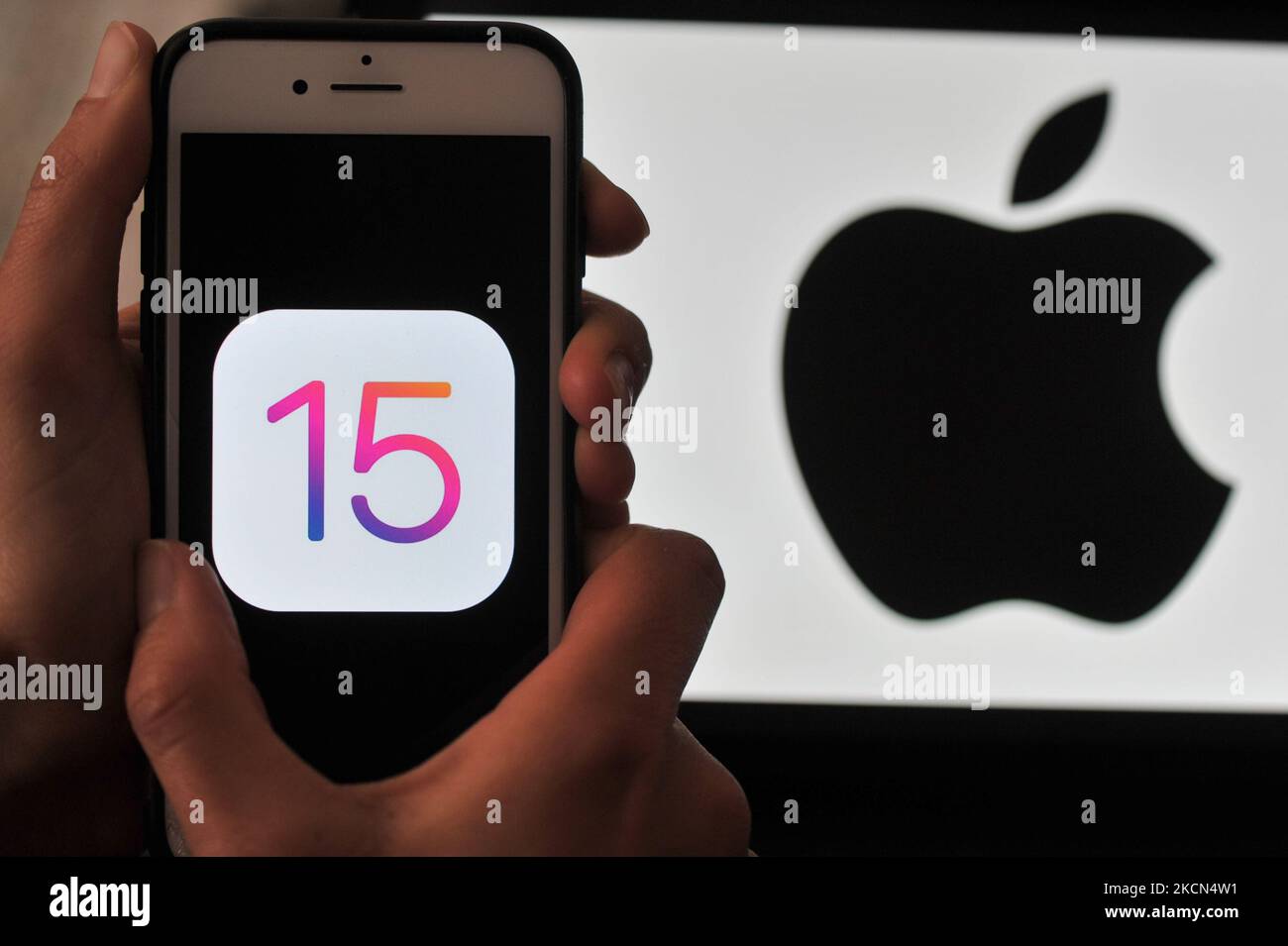 15 logo hi-res stock photography and images - Alamy