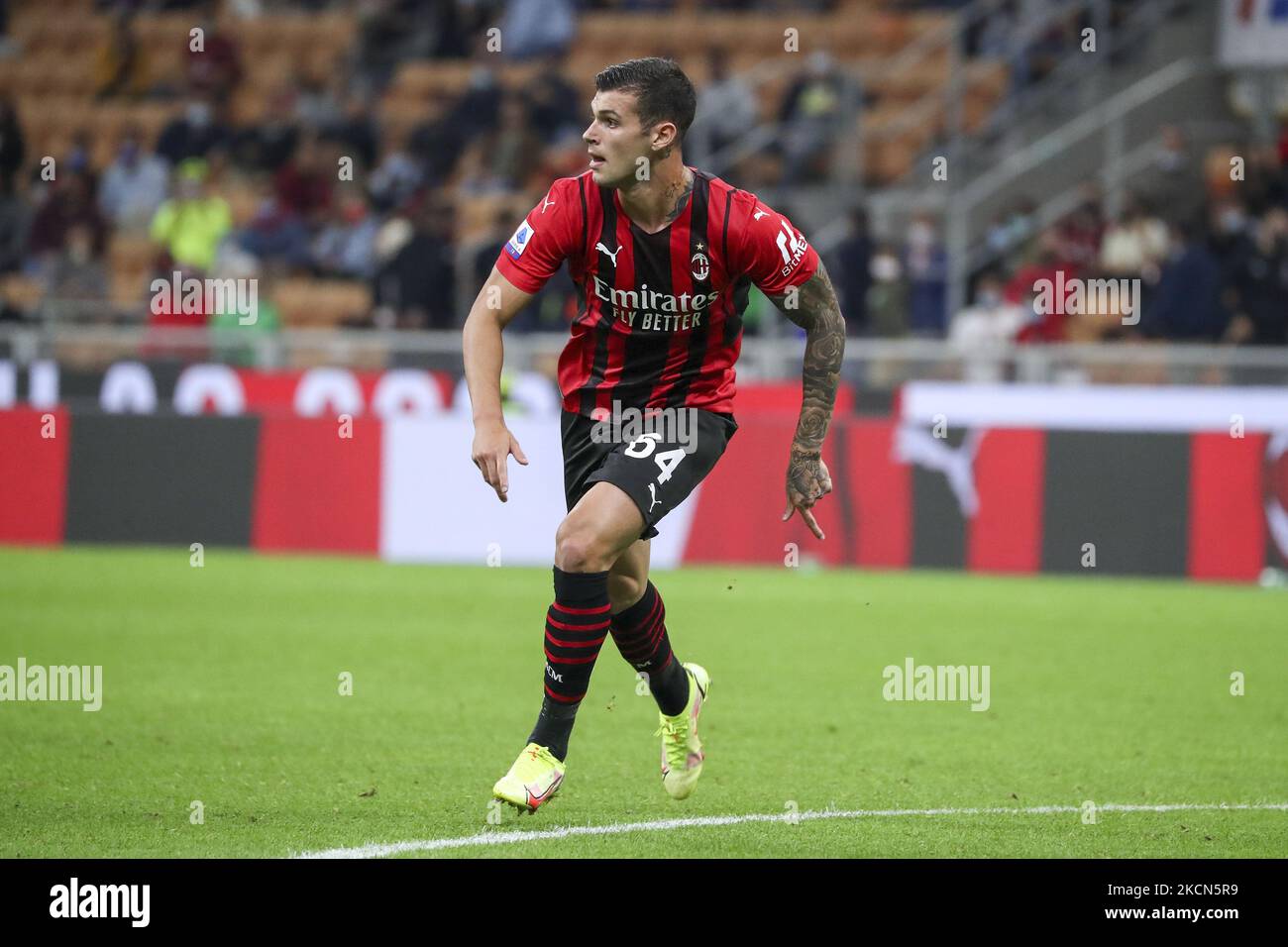 Pietro Pellegri of AC Milan looks on during the Serie A match between ...