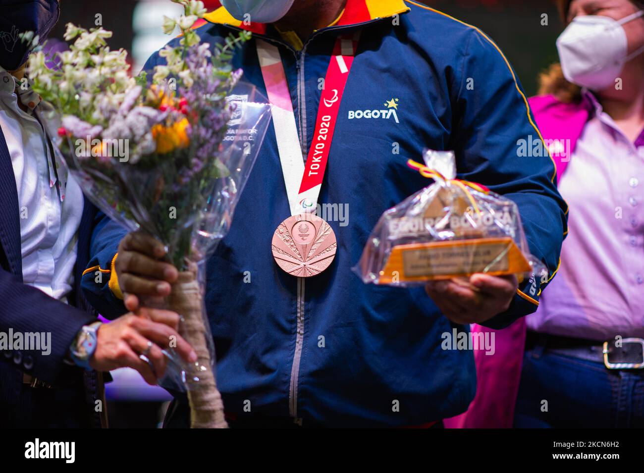 Rio paralympics swimming medal hi-res stock photography and images - Alamy