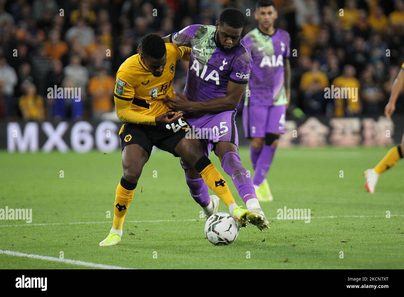 Japhet tanganga of tottenham hotspur hi-res stock photography and ...