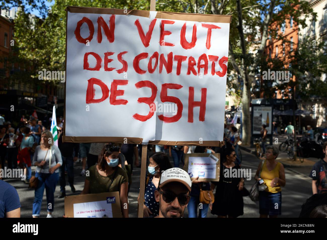 Youth unions hi-res stock photography and images - Alamy