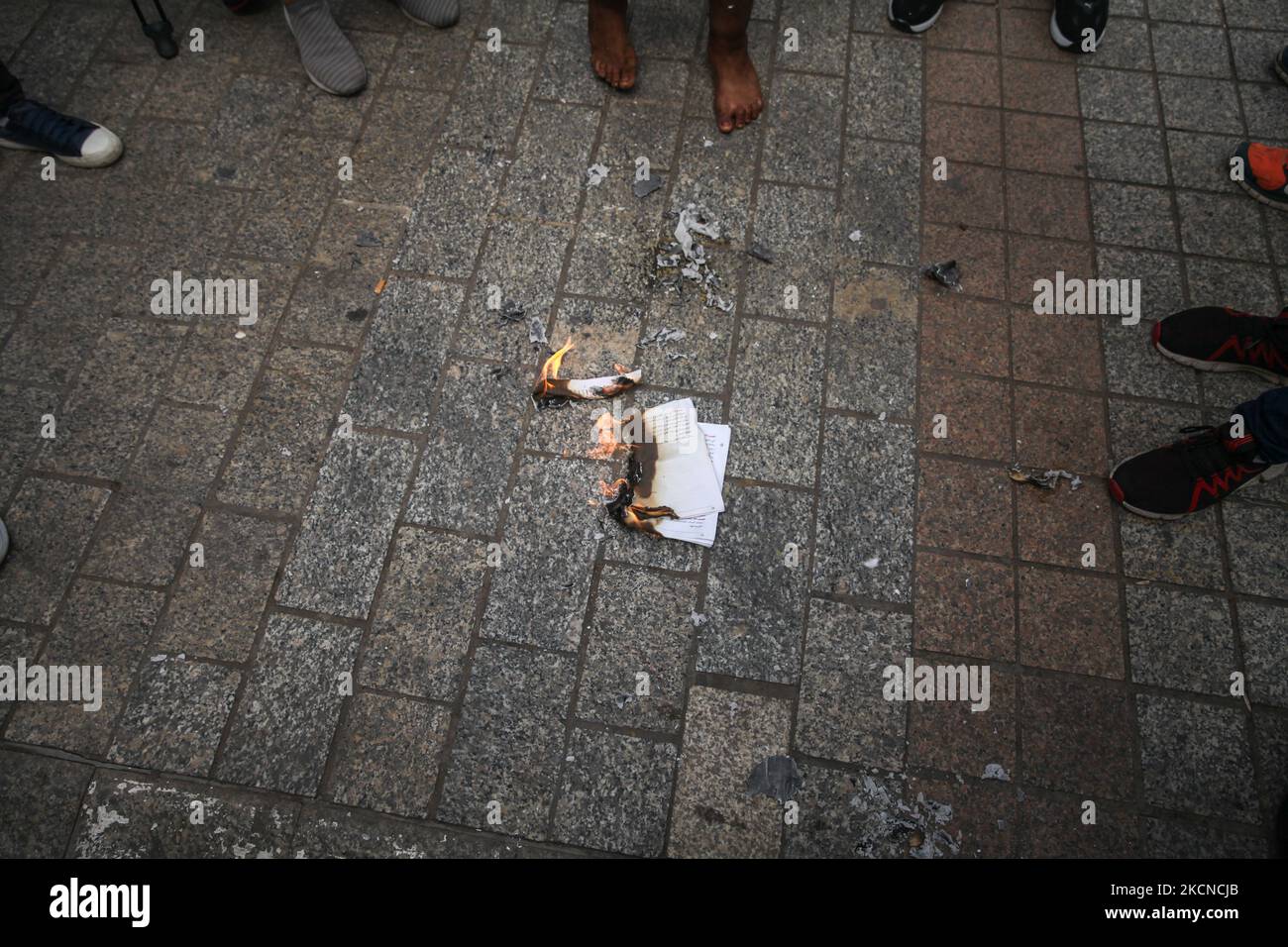 Burning constitution hi-res stock photography and images - Alamy