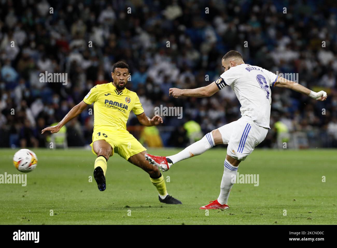 Karim Benzema of Real Madrid in action during the La Liga match between ...