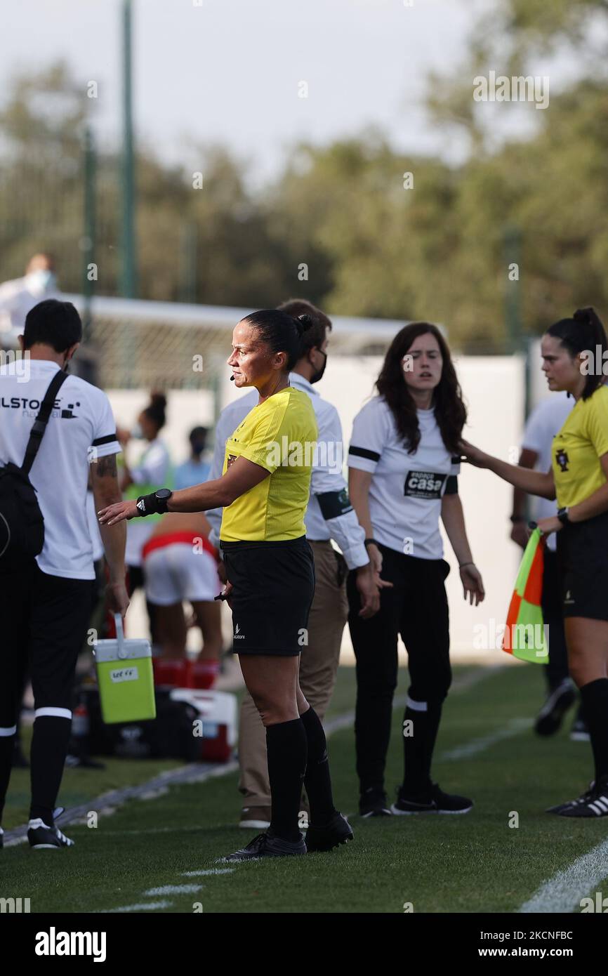 Referee sandra bastos hi-res stock photography and images - Alamy