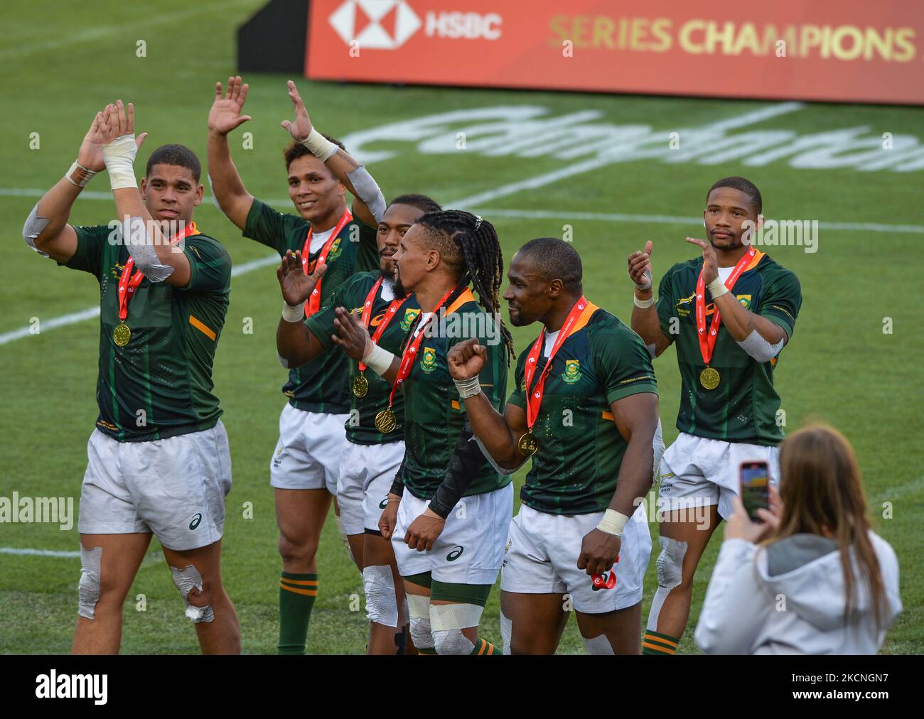 Members of the South African rugby sevens team celebrate at the ...