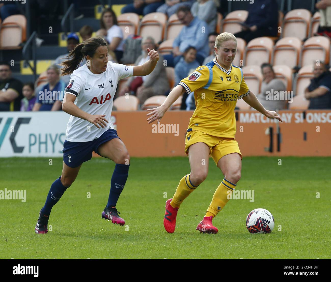 Dowie reading hi-res stock photography and images - Alamy