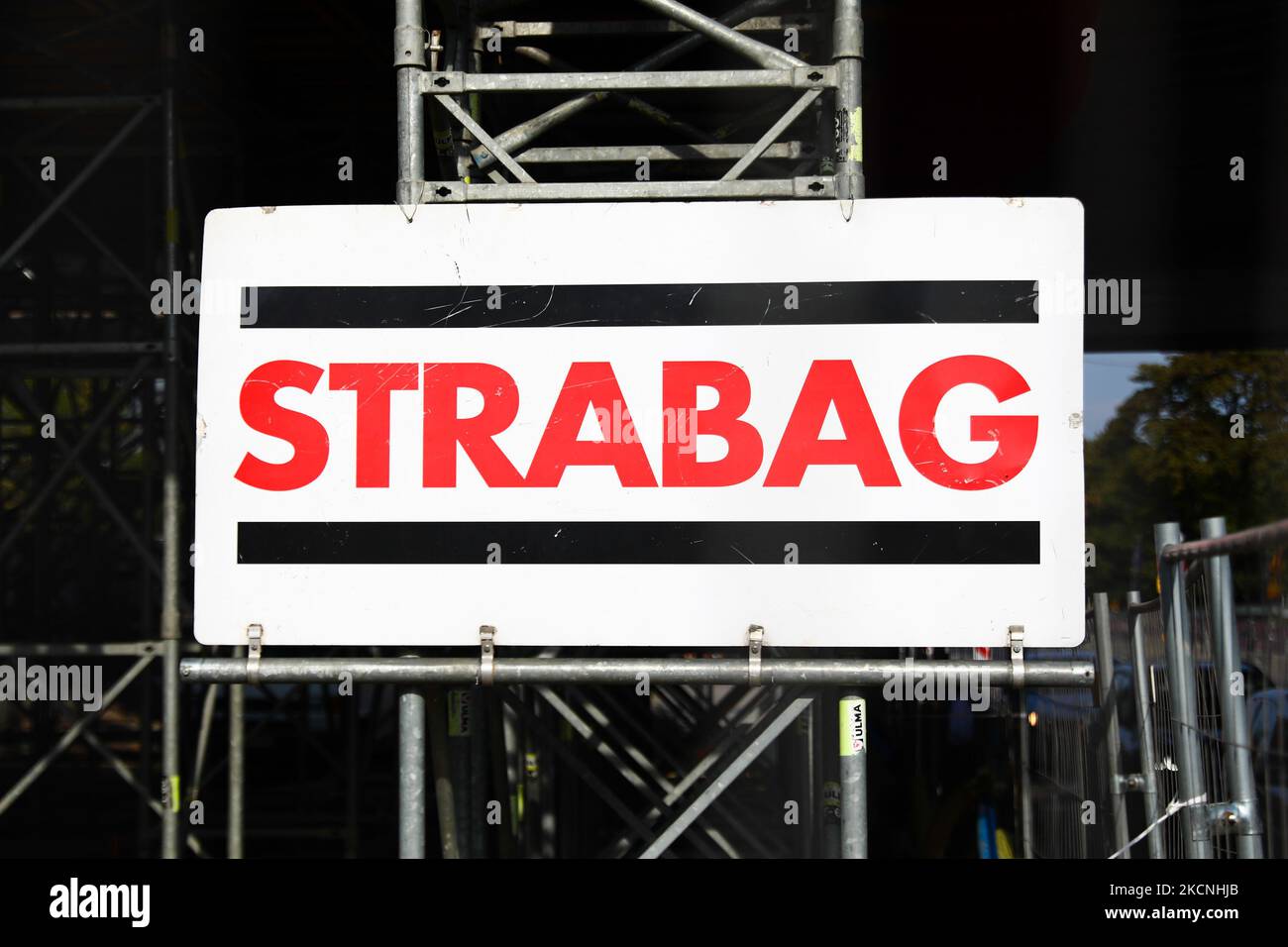 Strabag logo hi-res stock photography and images - Alamy