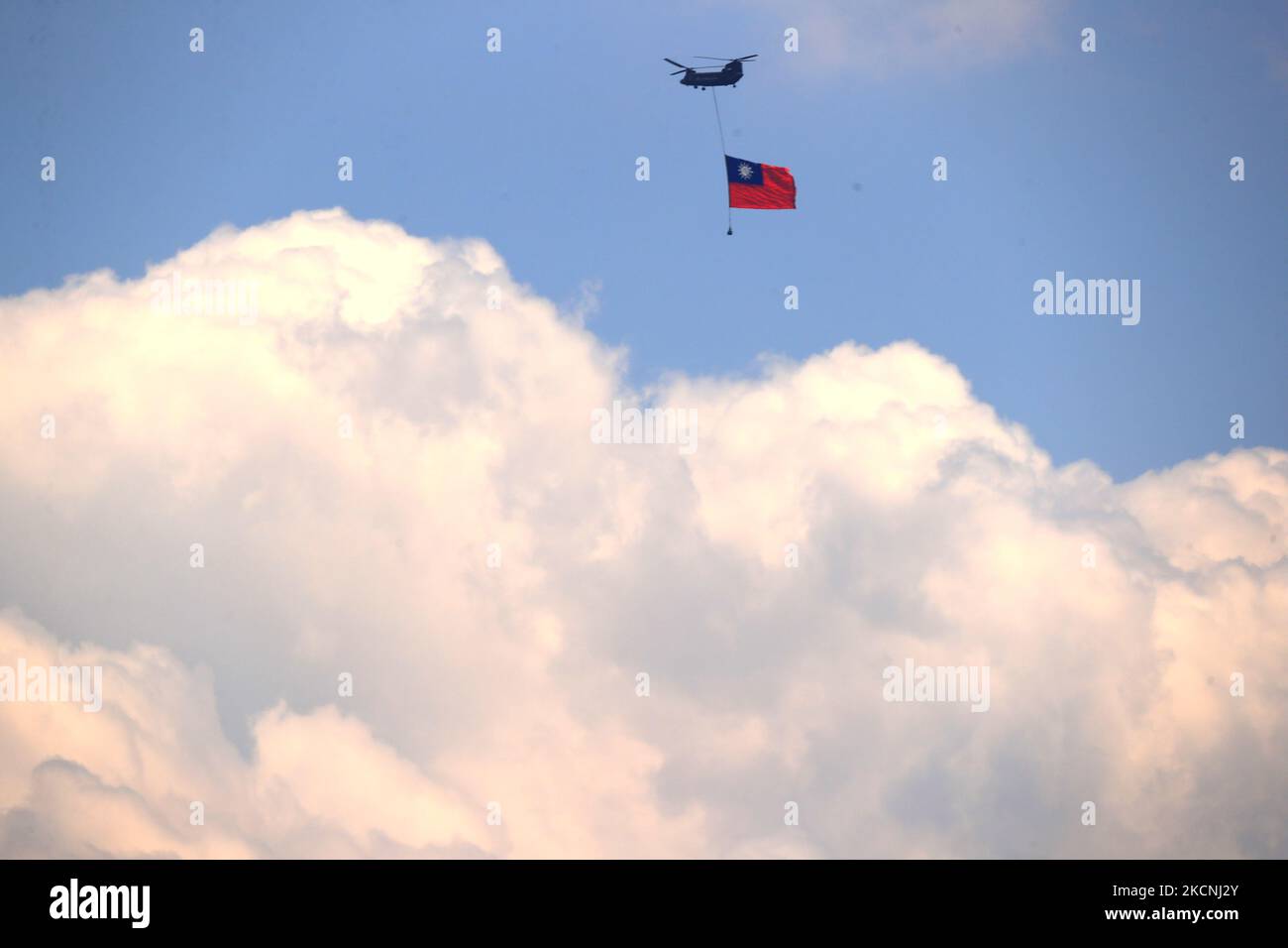 China military parade flag hi-res stock photography and images - Alamy