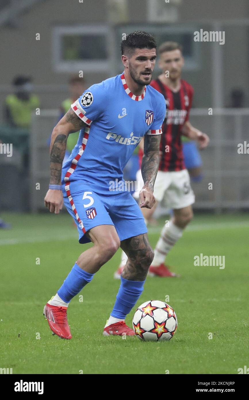 Rodrigo de paul atletico de madrid 2021 hi-res stock photography and ...