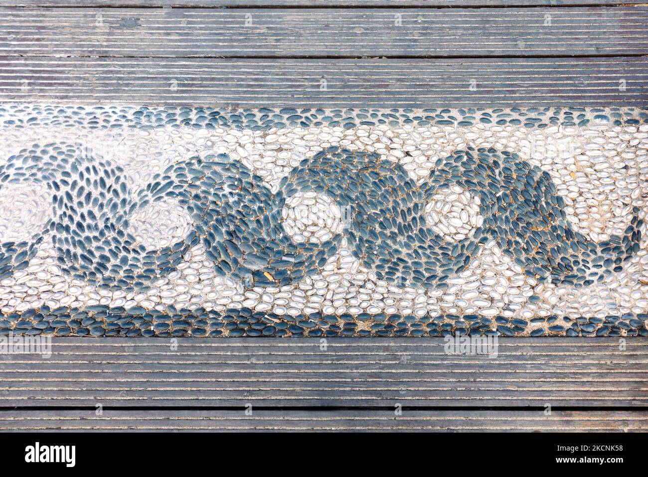 Pebble stone mosaic hi-res stock photography and images - Alamy