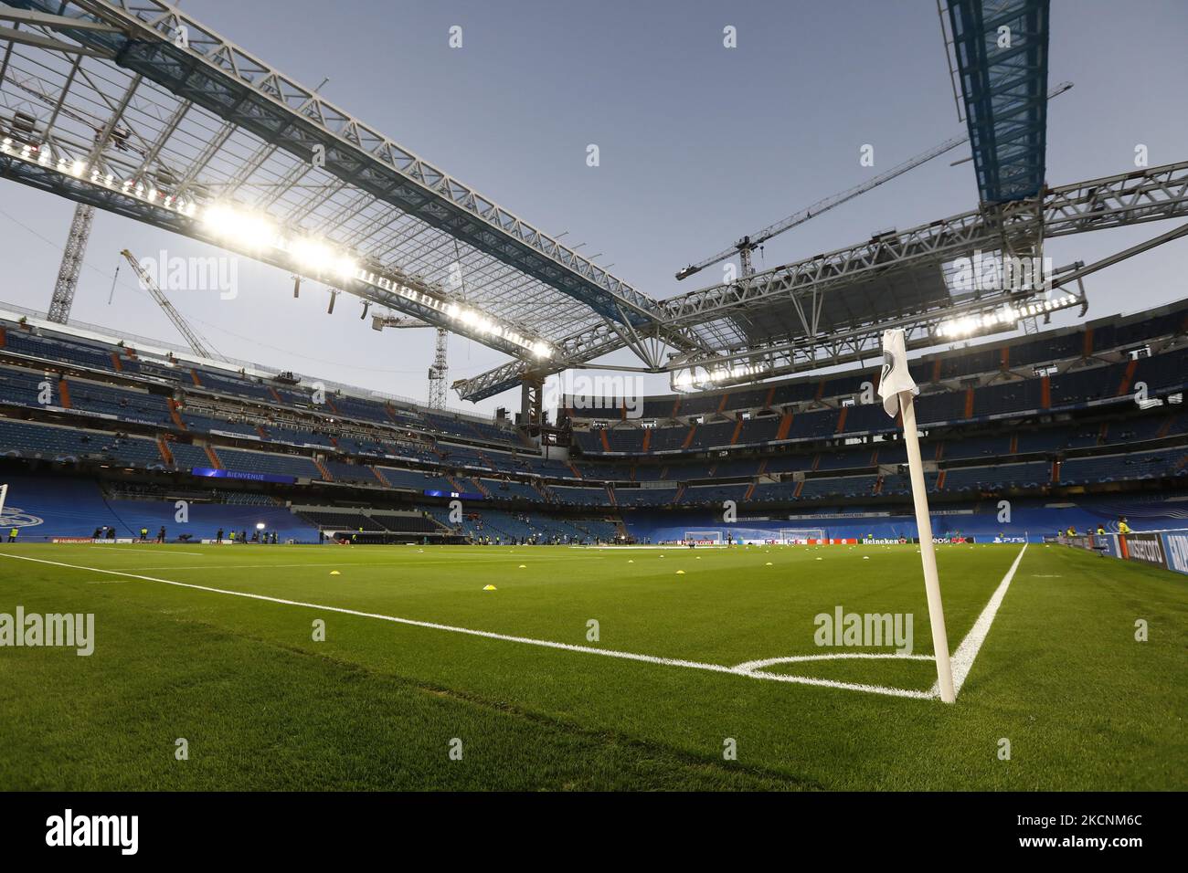 Estadio santiago bernabeu stadium view hi-res stock photography and ...