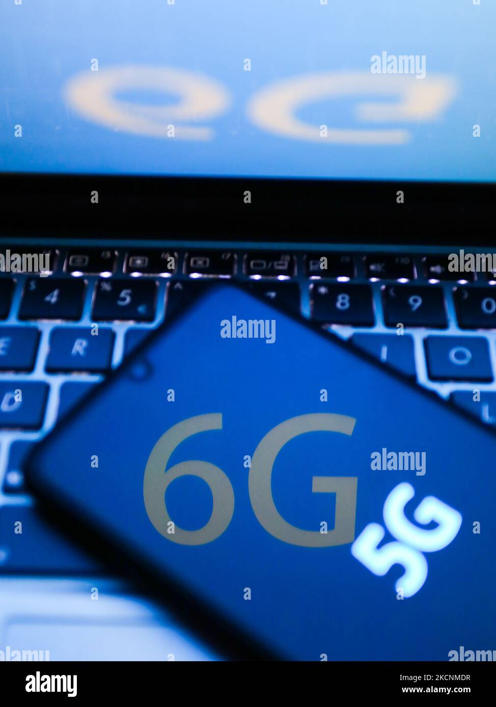 6g signs hi-res stock photography and images - Alamy
