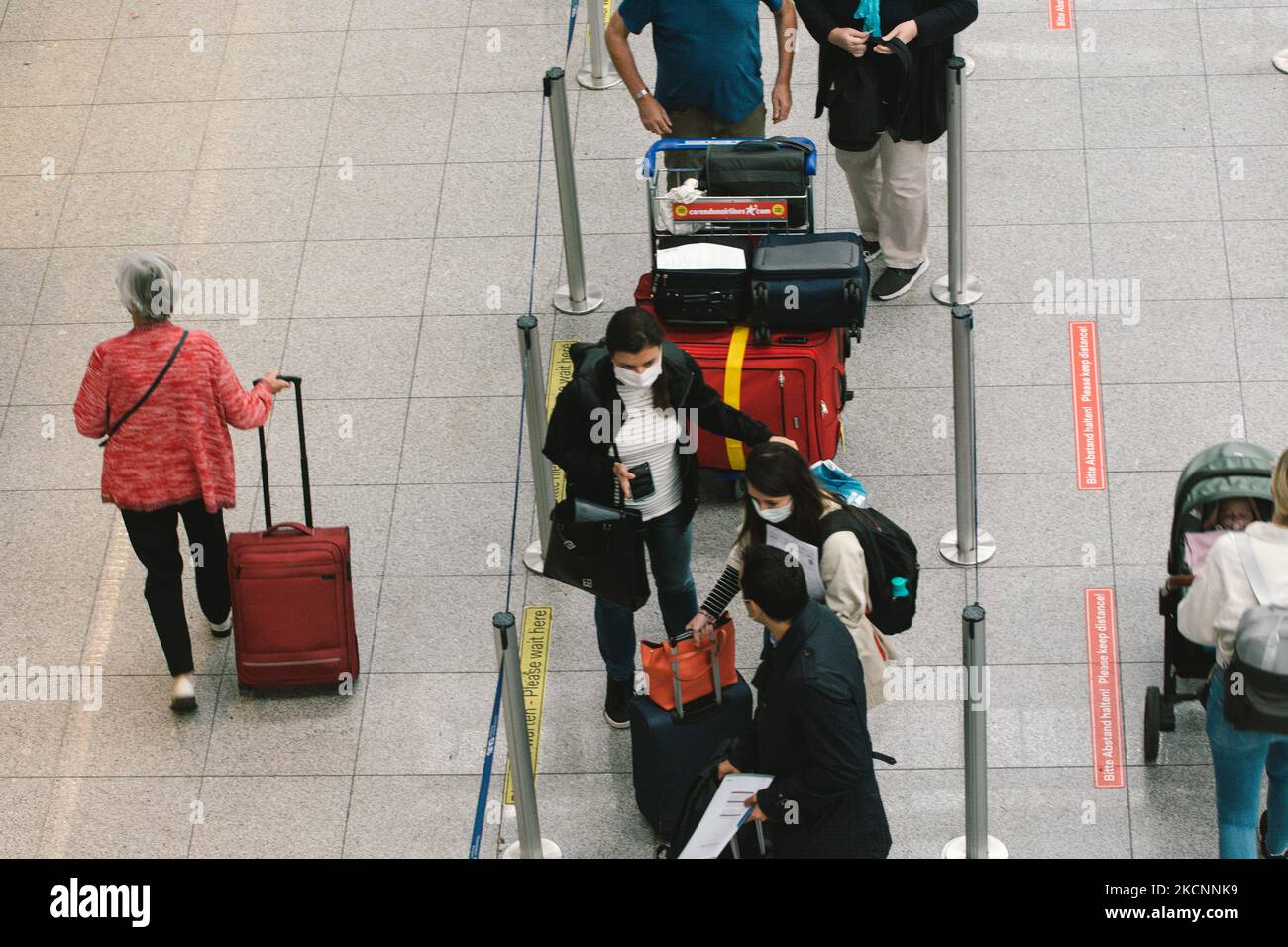 Eurowings check in hi-res stock photography and images - Alamy