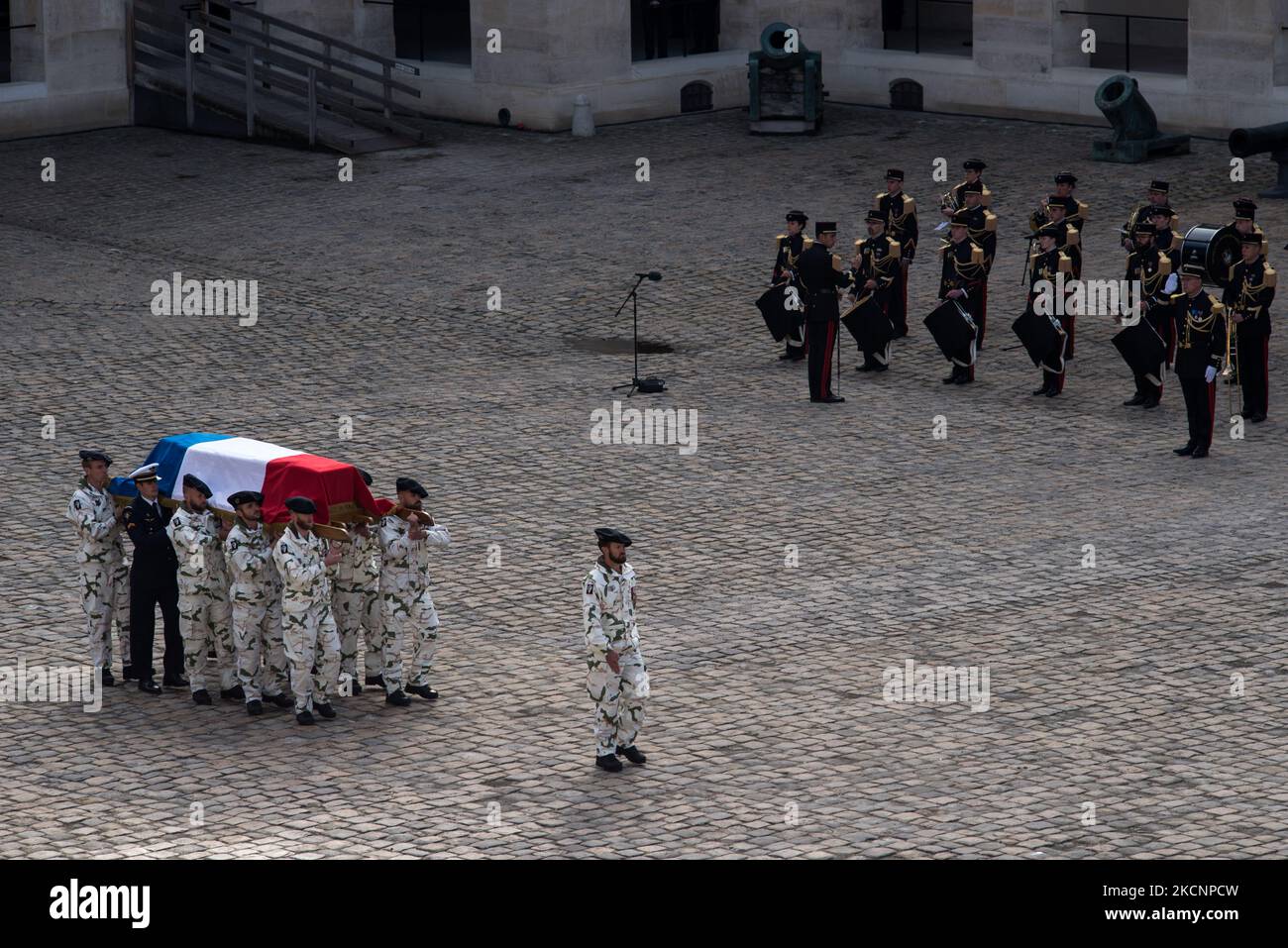 National homage ceremony hi-res stock photography and images - Alamy
