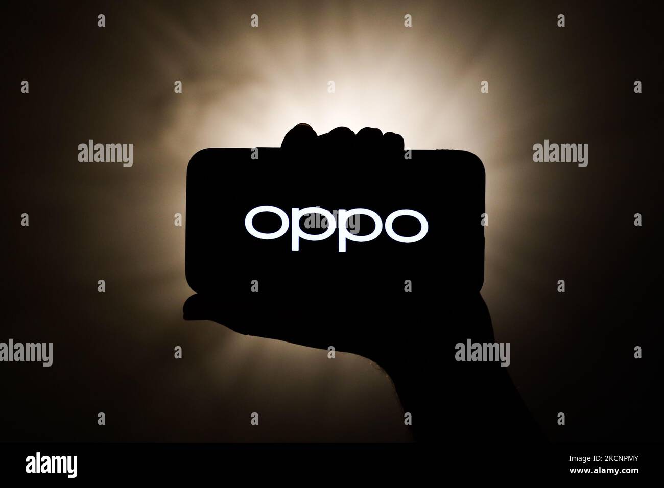 Oppo phones logo hi-res stock photography and images - Alamy
