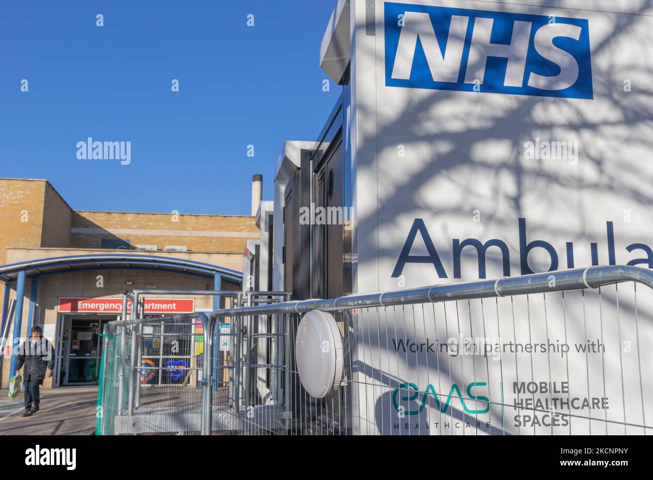 Ambulance handover unit hi-res stock photography and images - Alamy