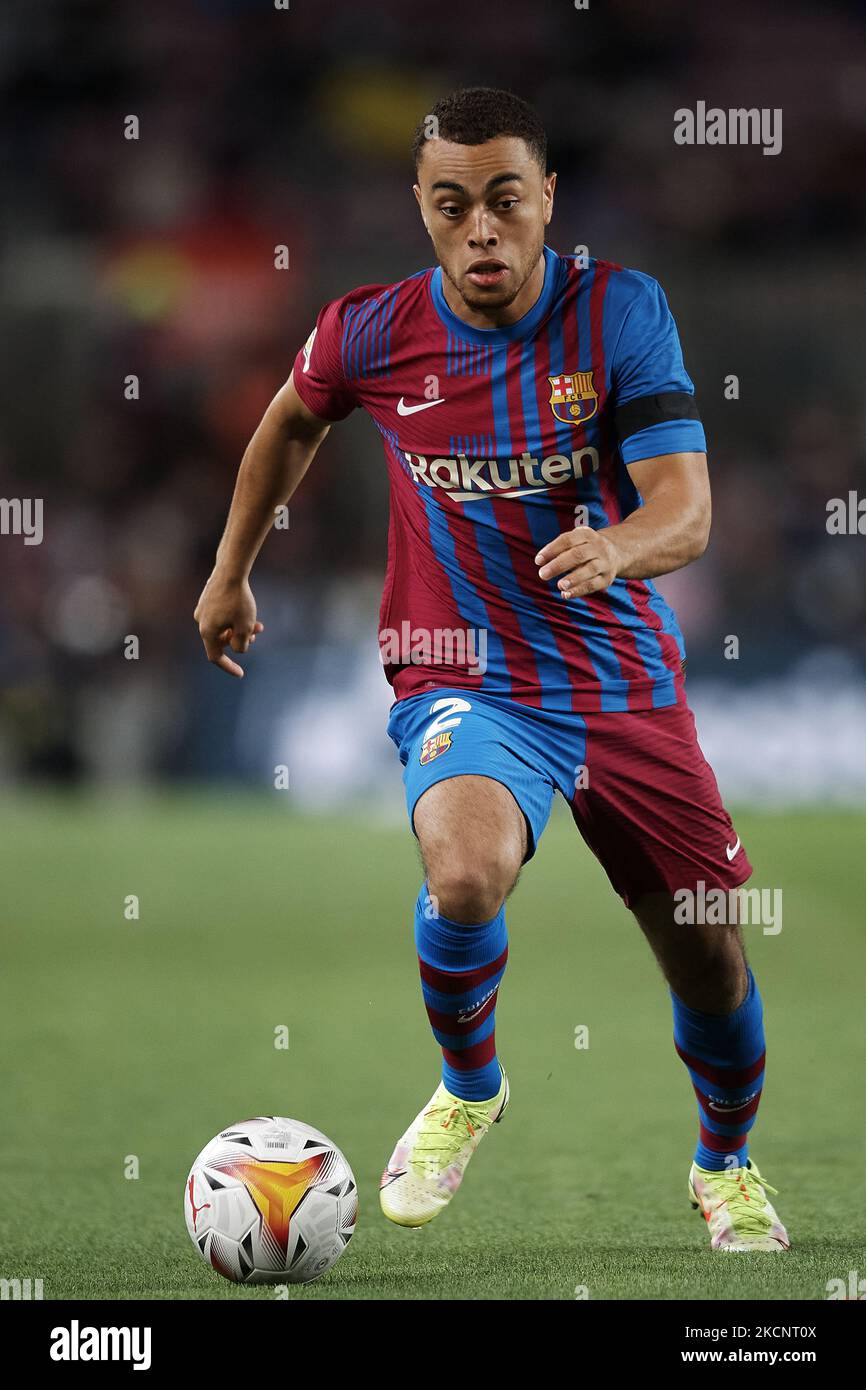 Sergiño Dest of Barcelona controls the ball during the La Liga ...