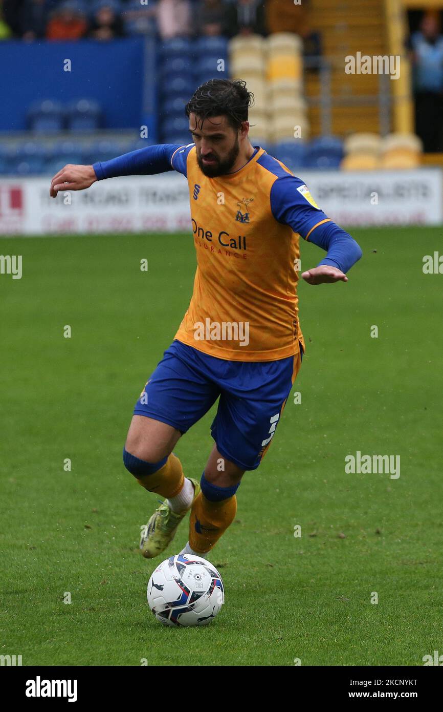 Stephen mclaughlin mansfield town hi-res stock photography and images ...