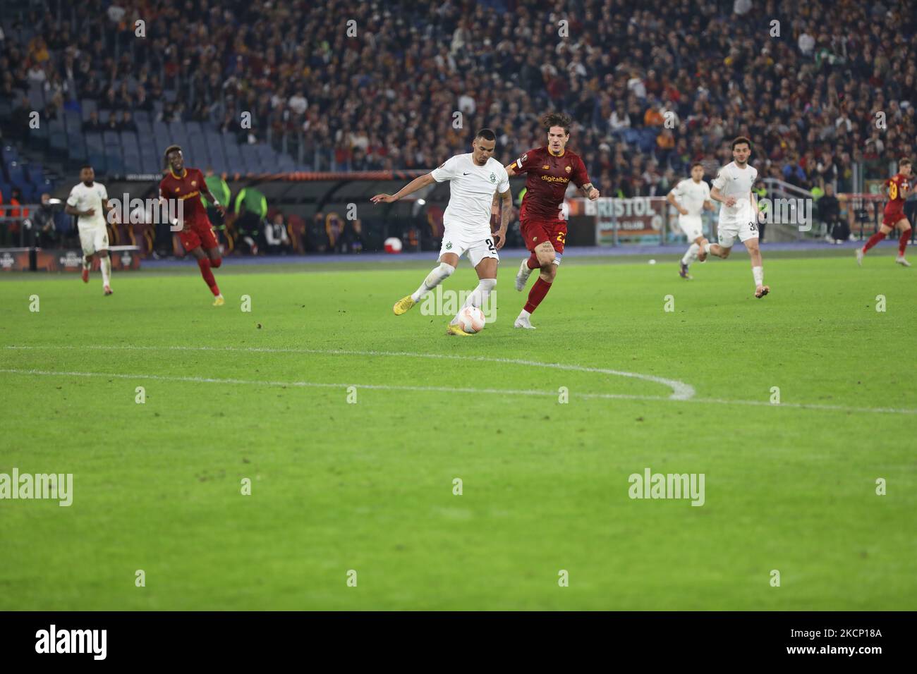 Oliver verdon hi-res stock photography and images - Alamy