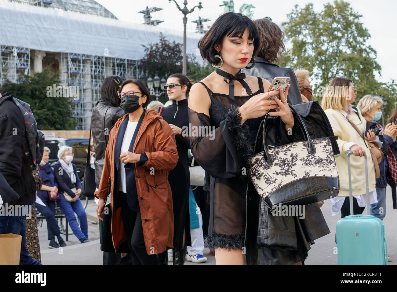 Tik tok influencer hi-res stock photography and images - Alamy