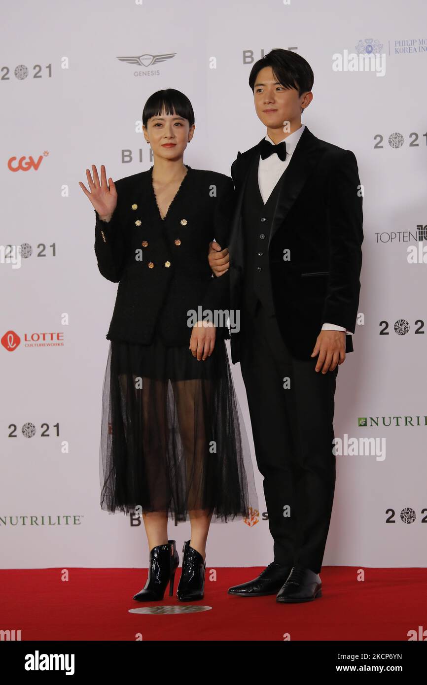 Actress ryu hyun kyung l hi-res stock photography and images - Alamy