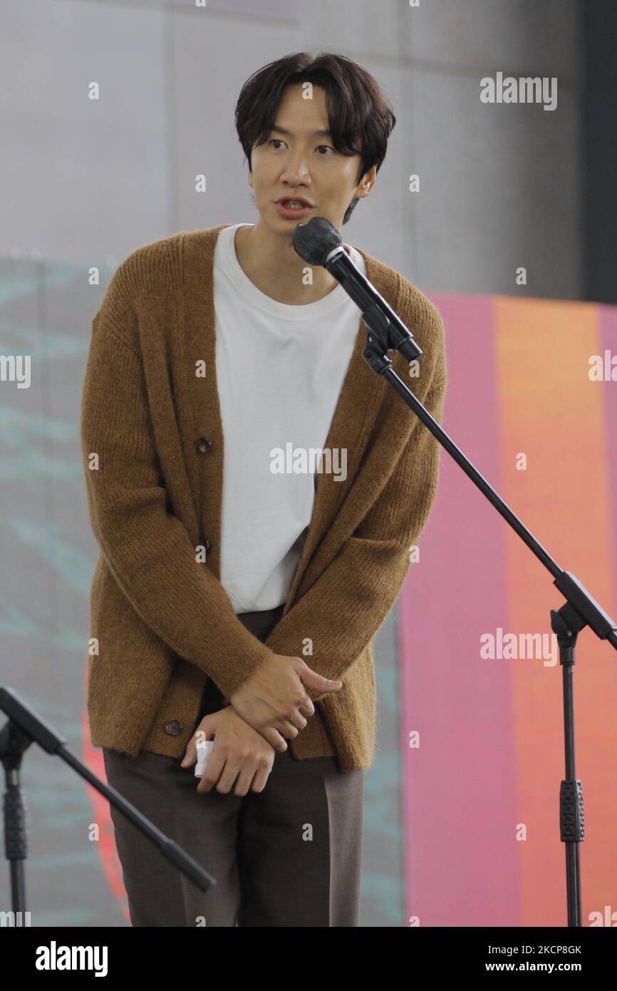 Actress Lee Kwang Soo speech addresses during the 26th Busan ...