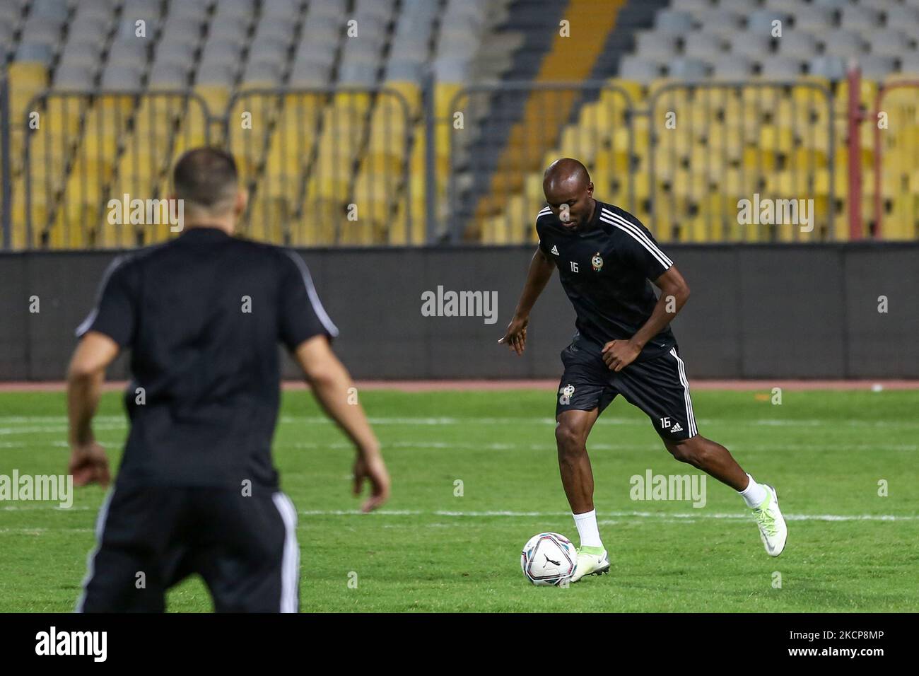 Ali Musrati in training of the Libyan national team, before the match ...