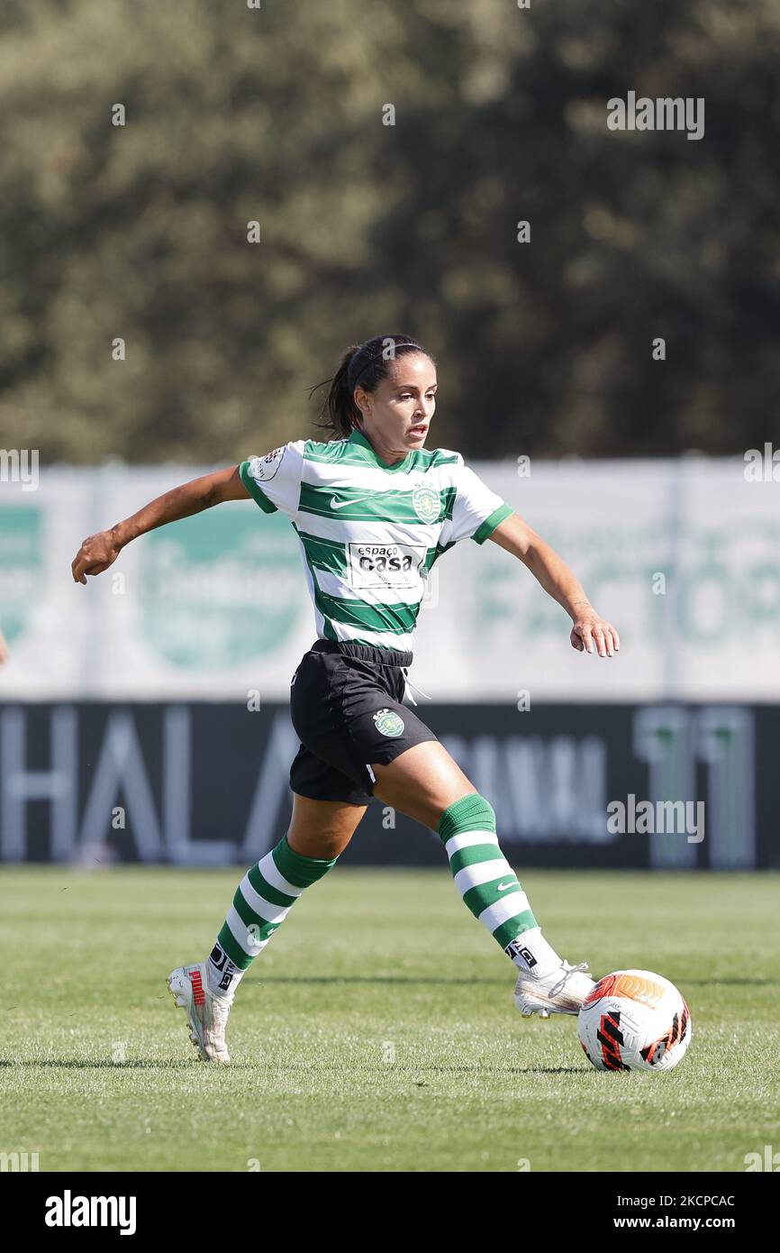 Brenda Perez In action during the match for Liga BPI between Sporting ...